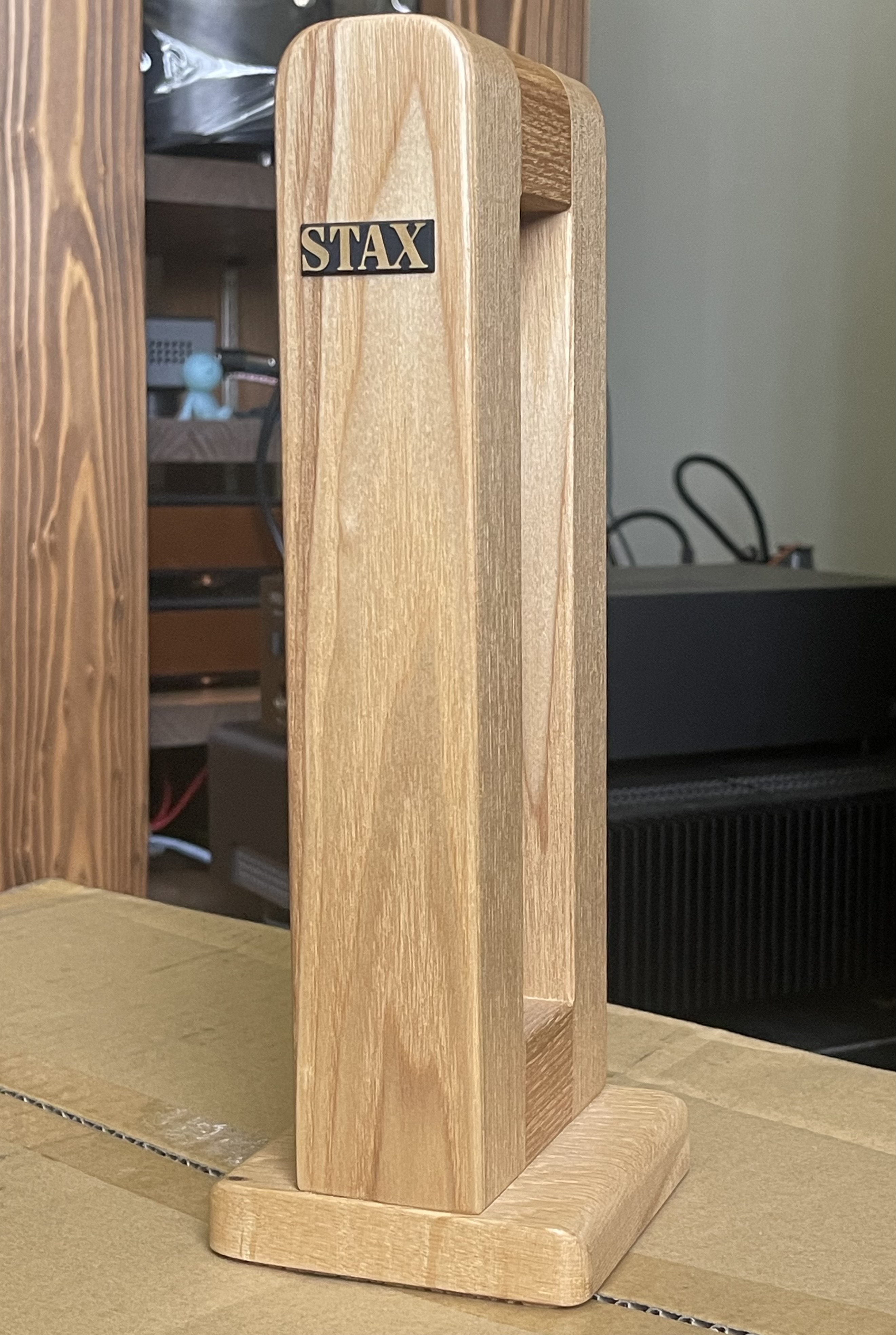 Sold: Stax HPS-2 Headphone Stand | Headphone Reviews and Discussion ...