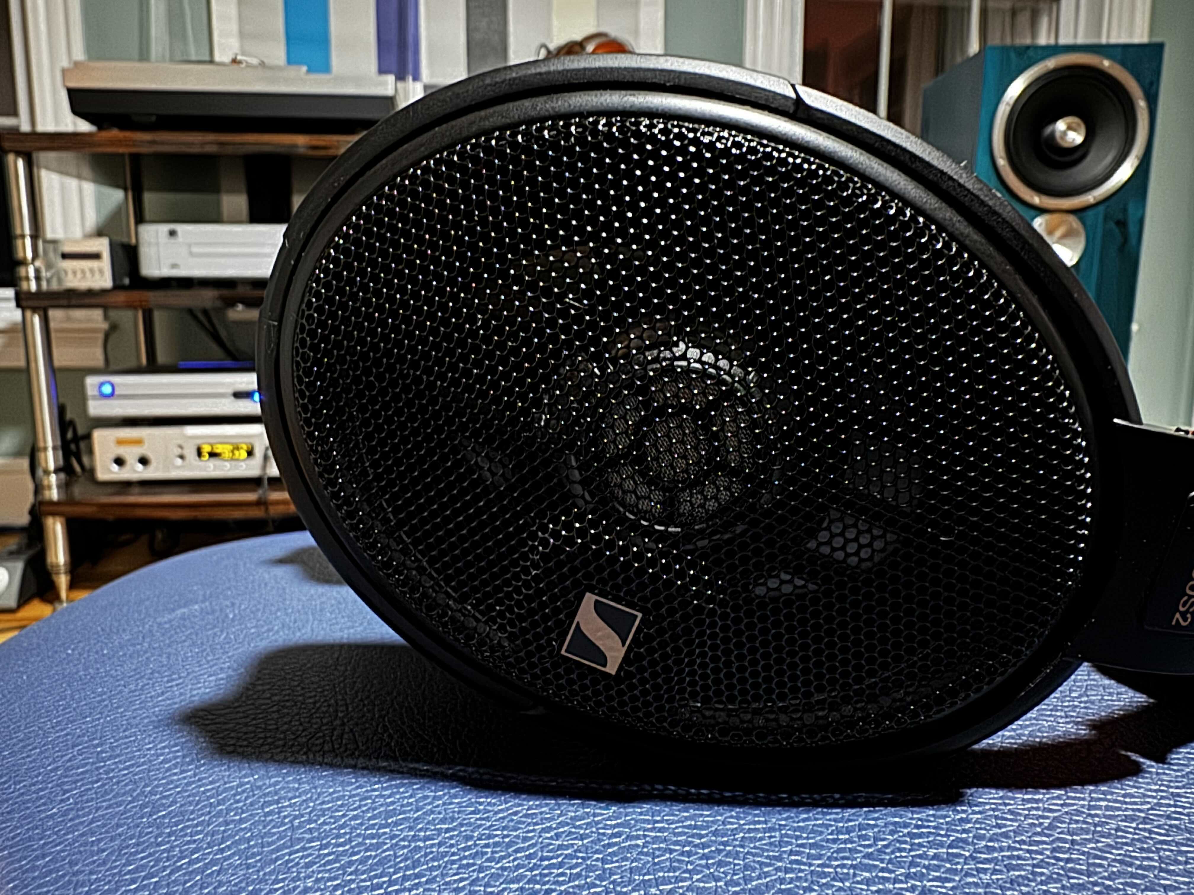 Sold: Combo: Qudelix T71; Sennheiser 660S2; Apos 10 ft XLR; Tripowin 4.4 cable | Headphone ...