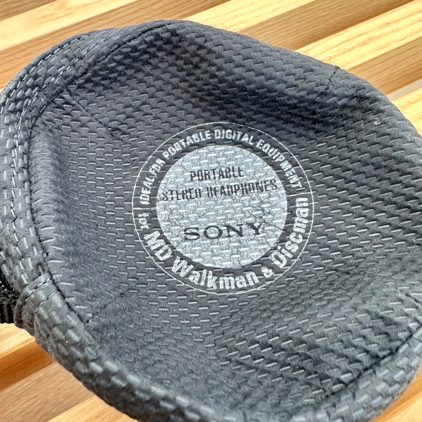 Closed: Sony Eggo MDR-D77 (2 pairs) | Headphone Reviews and Discussion ...