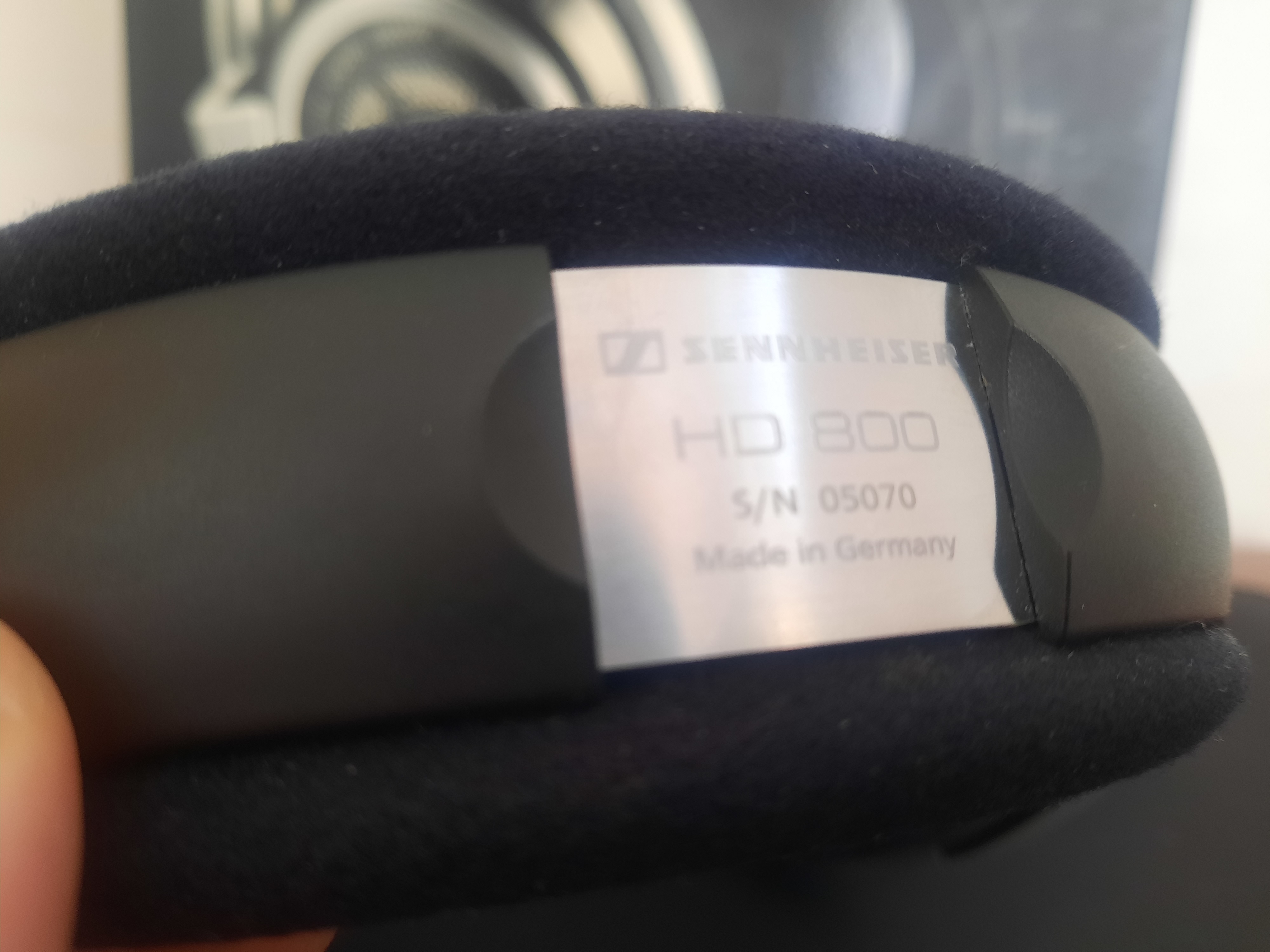 Closed: Sennheiser HD800 (Low serial number) + Extras | Headphone ...