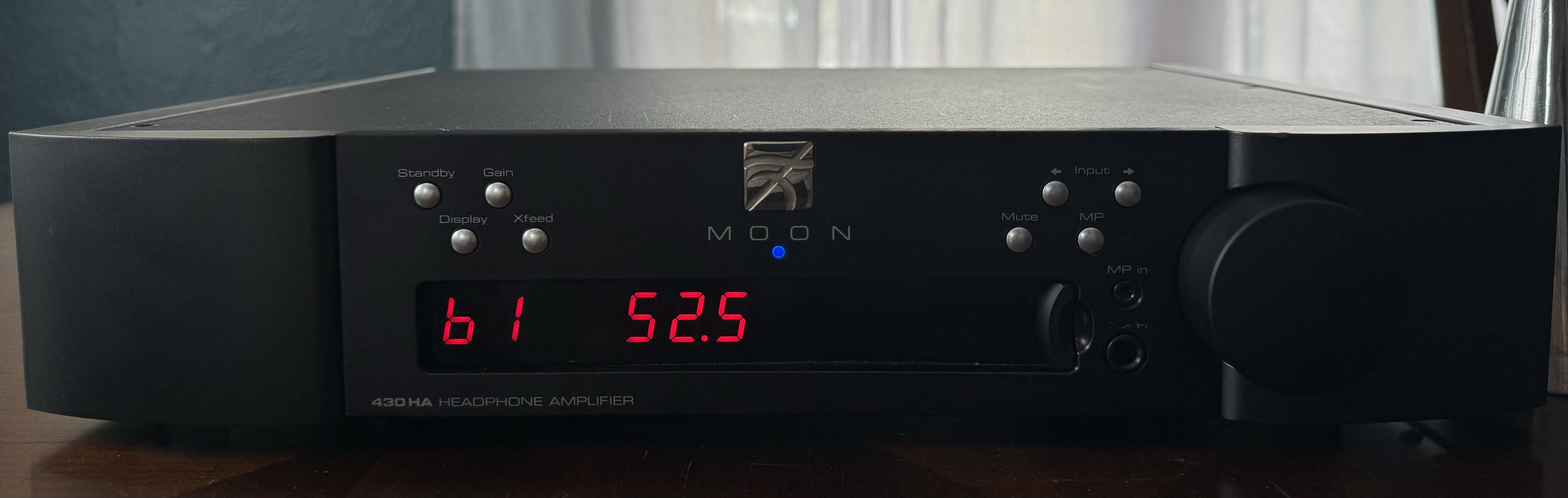 Closed: SimAudio Moon 430HA headphone amplifier / preamp | Headphone ...