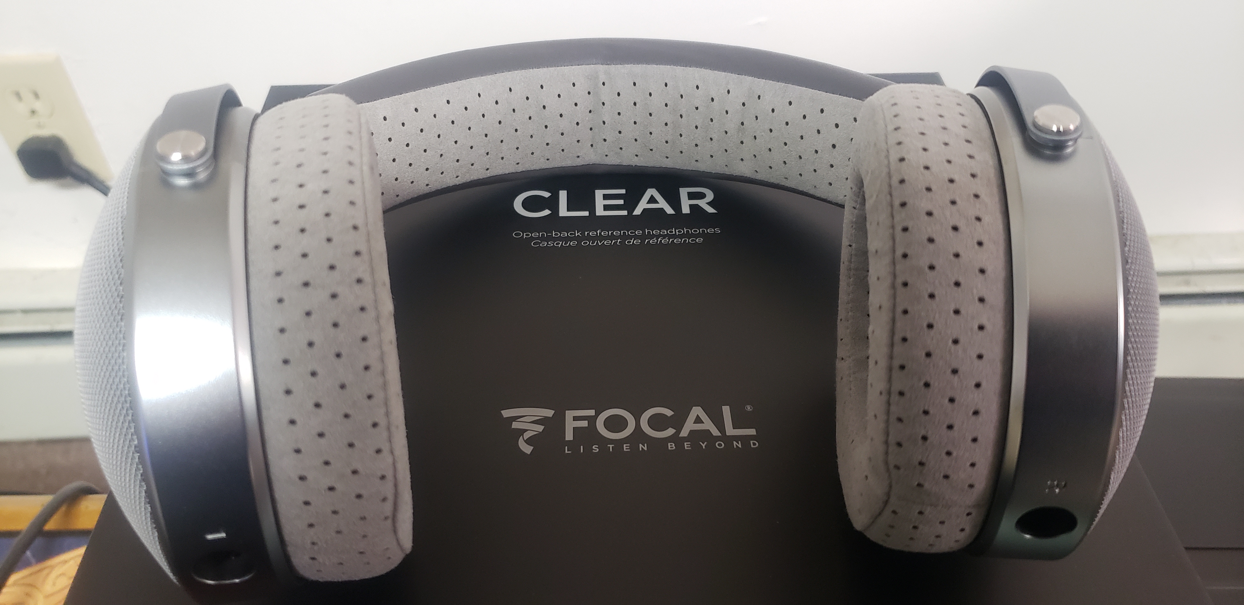 Sold: Focal Clear with Dekoni Elite Sheepskin Pads | Headphone Reviews ...
