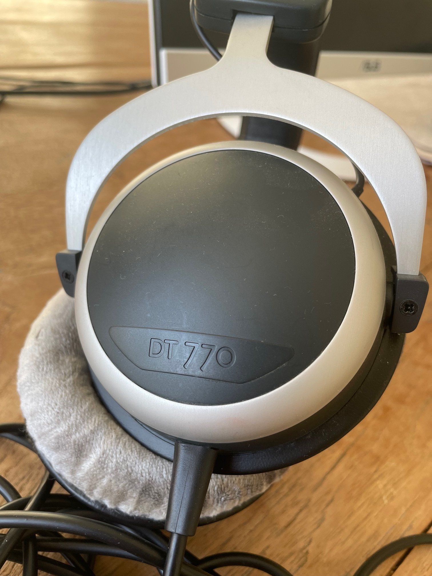 Closed: Beyerdynamic DT770 "Premium" 250 Ohms closed 3.5mm and 6.5mm ...