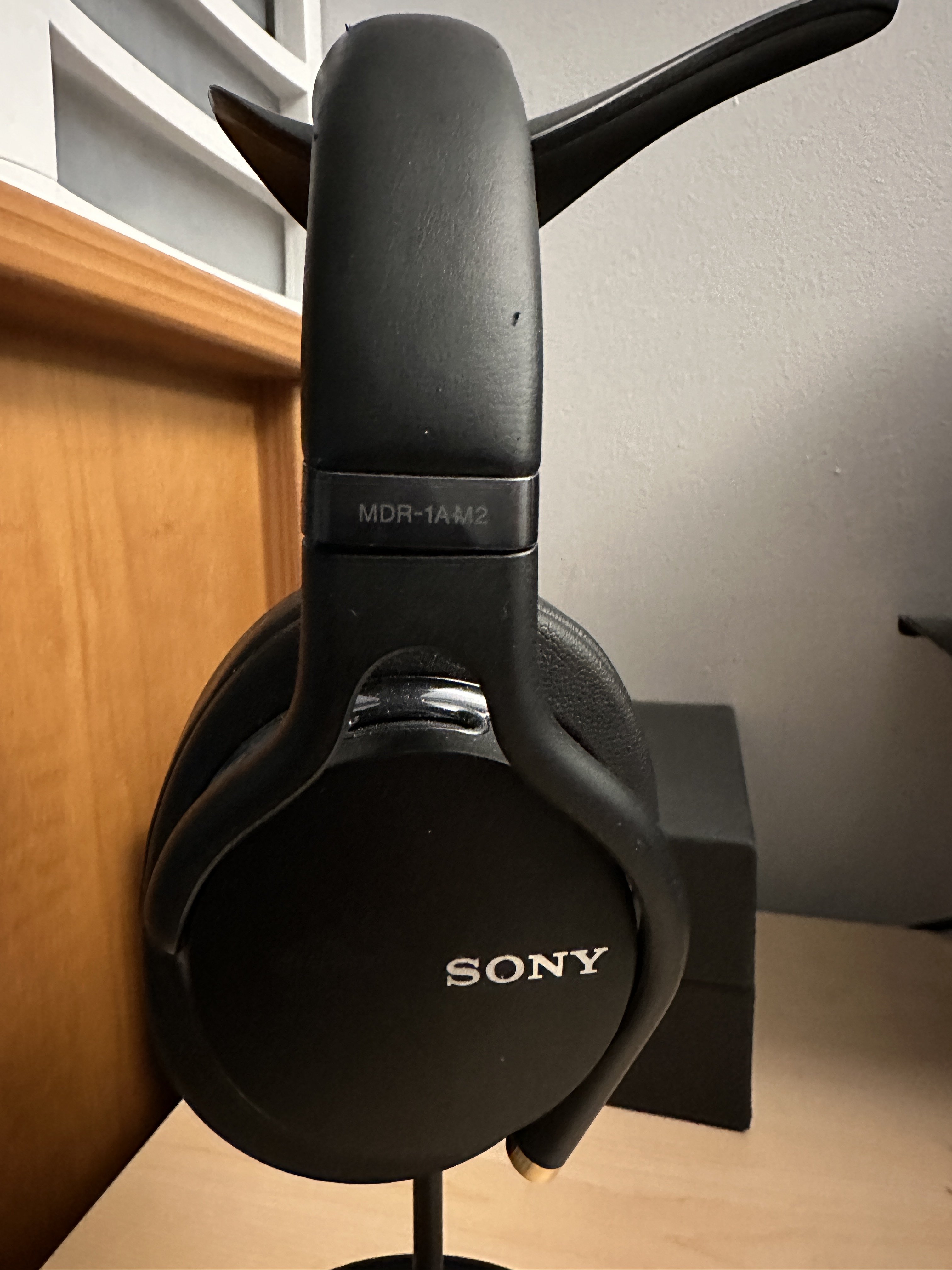 Sold: Sony MDR-1AM2 | Headphone Reviews and Discussion - Head-Fi.org