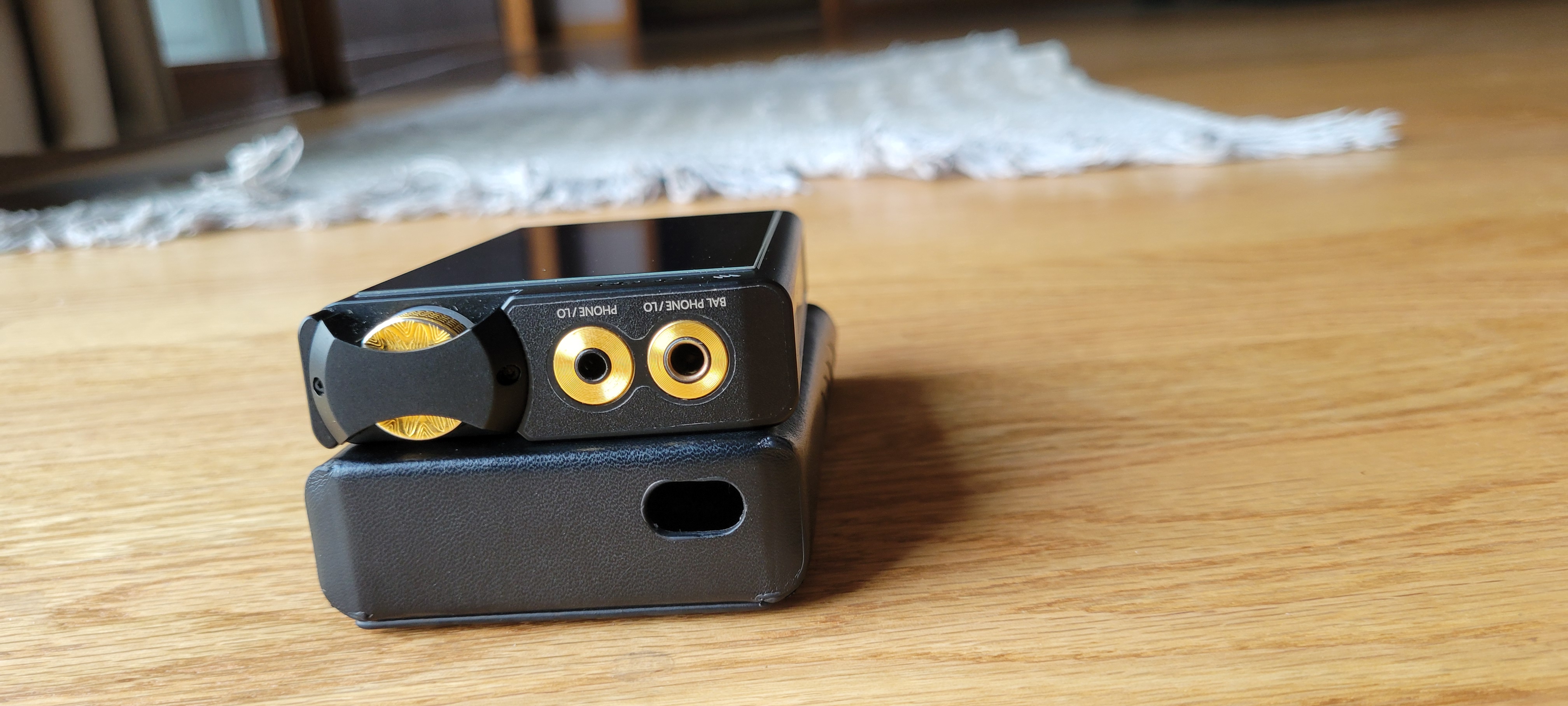 Closed: Lotoo Paw Gold Touch in mint condition | Headphone Reviews and ...