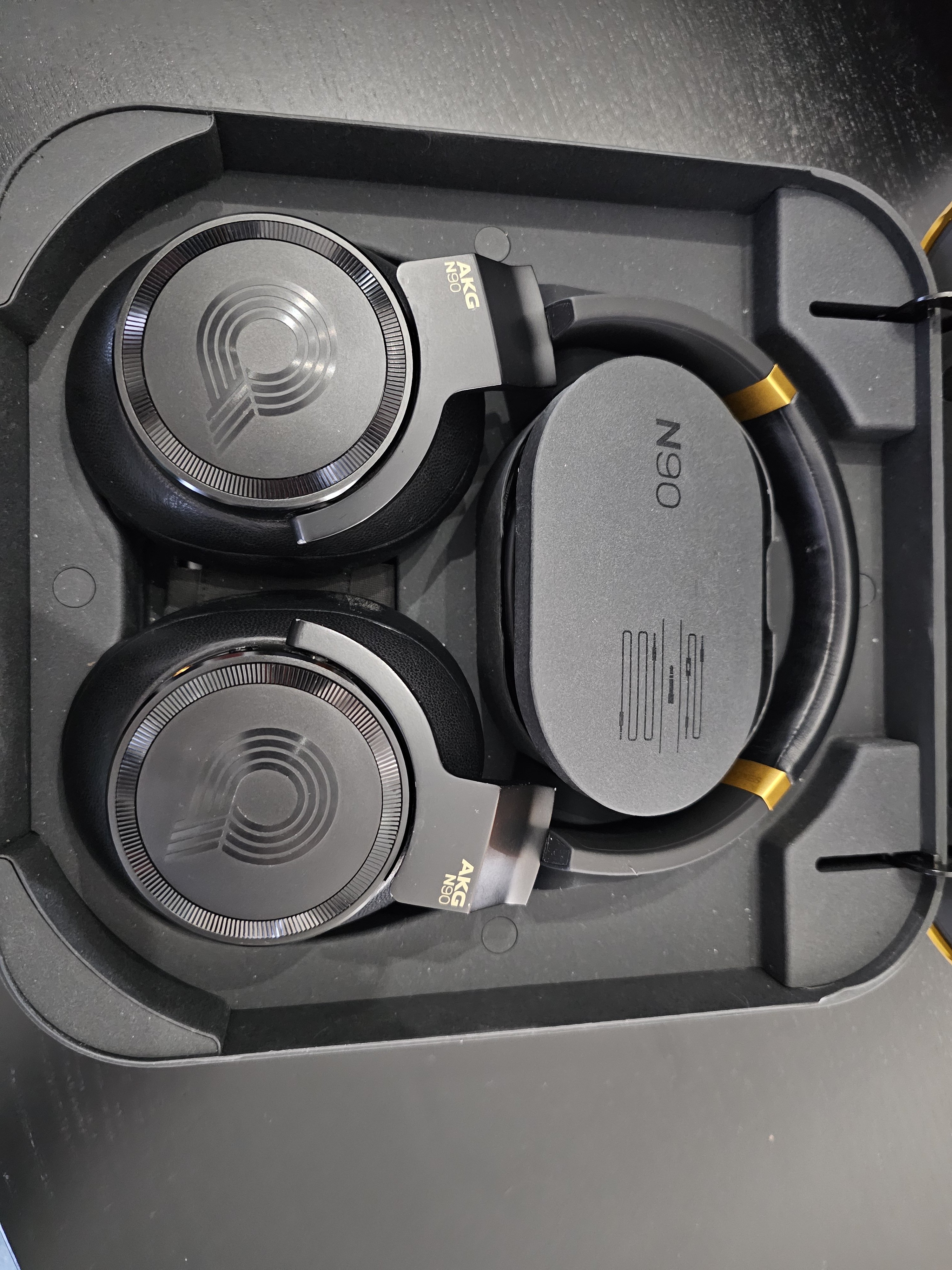 Sold: AKG N90Q headphones | Headphone Reviews and Discussion - Head-Fi.org