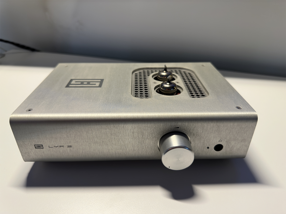 Closed: Schiit Lyr 2 & Bifrost w/ interconnects, 6BZ7 tubes | Headphone ...