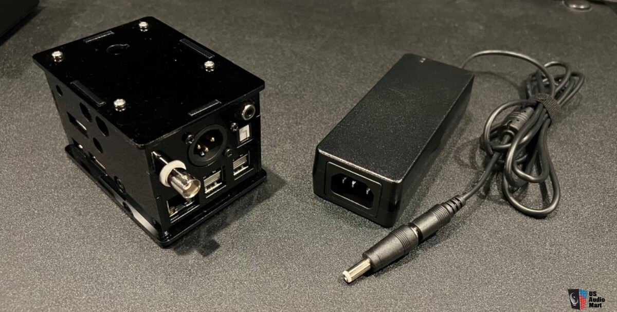 Closed: Pi2AES Pro Audio Shield + Raspberry Pi3 - Pi2Design | Headphone ...