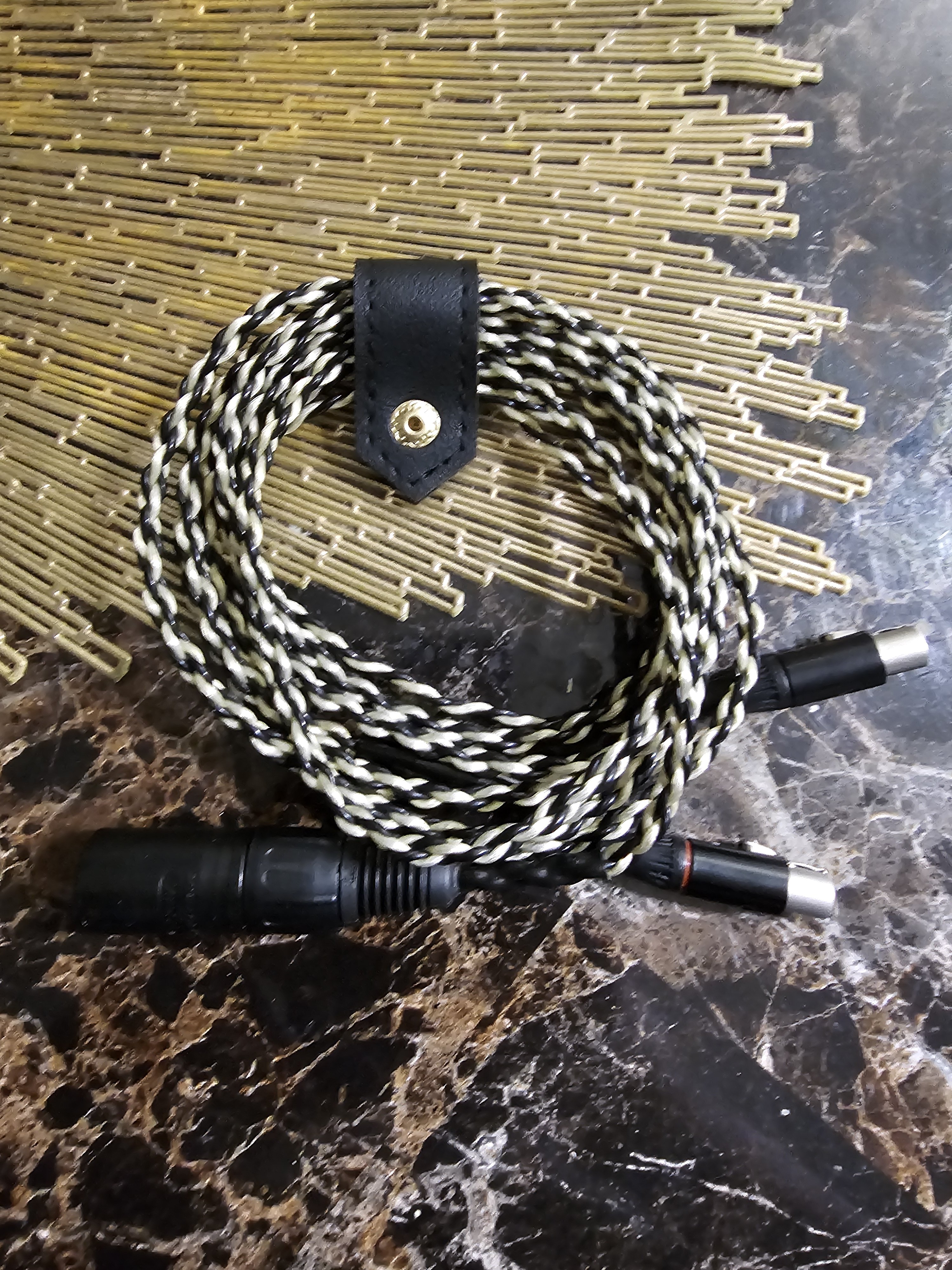 Sold: 8.2ft Audeze LCD Premium XLR balanced cable (white and black ...