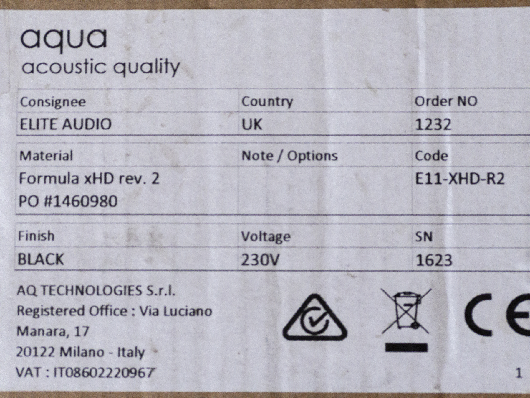 Closed: Aqua Acoustic Formula xHD Rev.2 Optologic R2R DAC | Headphone ...