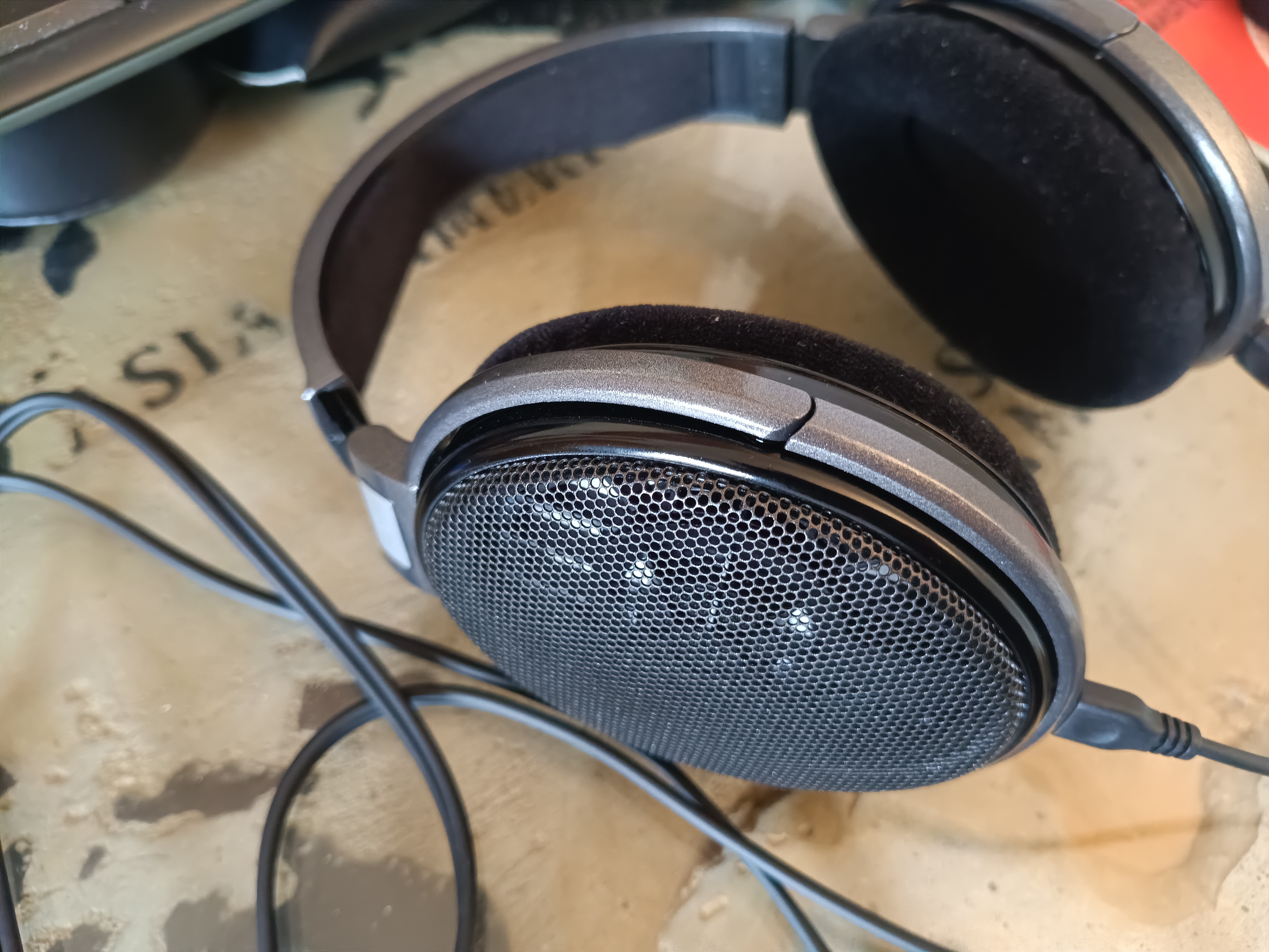 Sold: SENNHEISER HD650 | Headphone Reviews and Discussion - Head-Fi.org