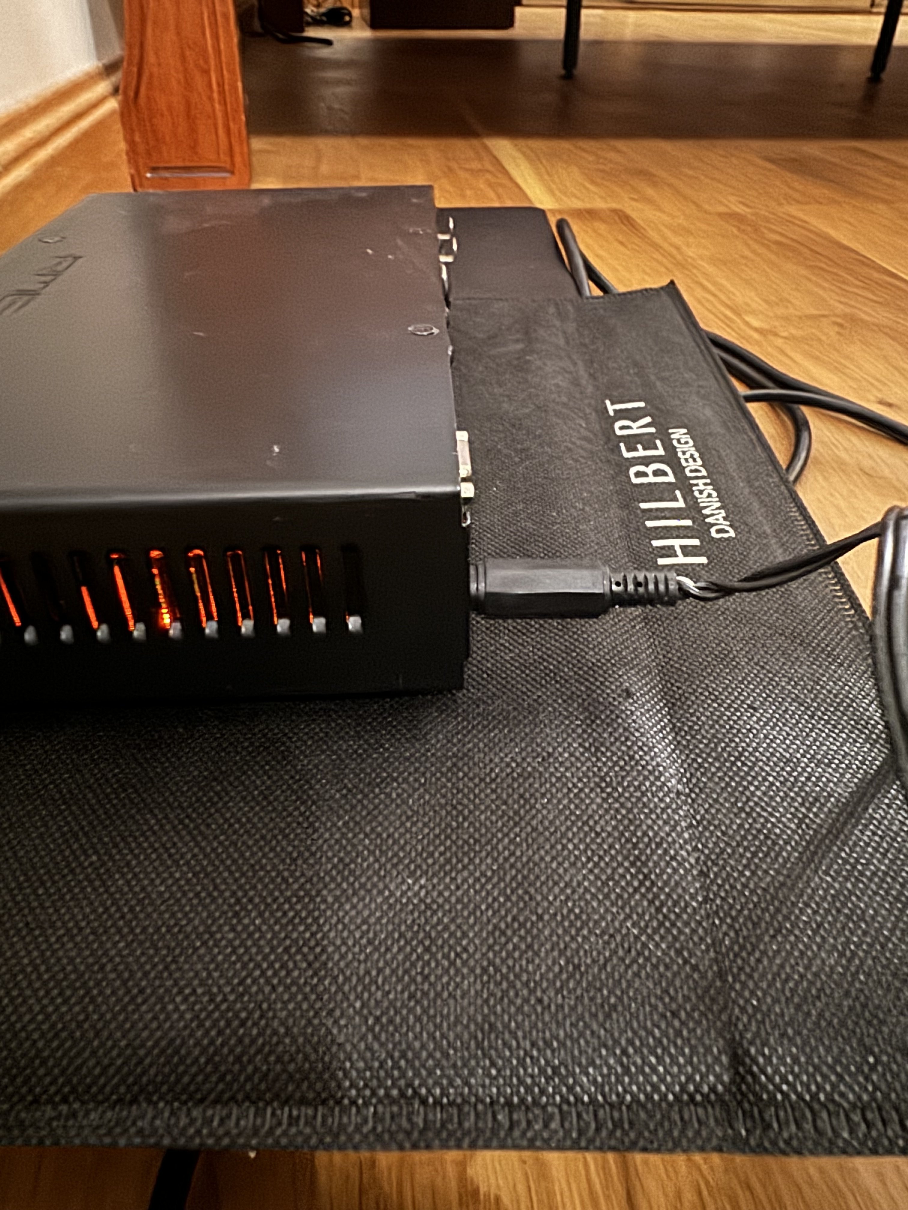 Sold: [PD] RME ADI-2 PRO FS R BLACK EDITION ADC DAC Headphone Amplifier Balanced SteadyClock FS ...