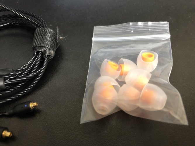 Sold: Various Items Lot: Earbuds, IEM, Dongle, Cables, Ear Tips, Foams ...