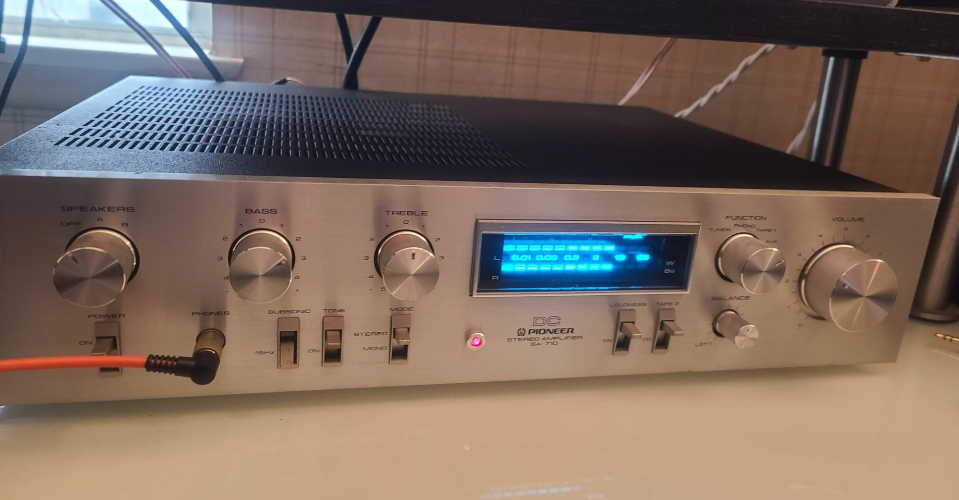 Show us your Head-Fi station at it's current state. No old pictures ...