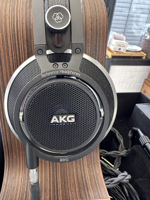Closed: AKG K812 with Upgraded cable from Fozar works | Headphone Reviews and Discussion - Head ...