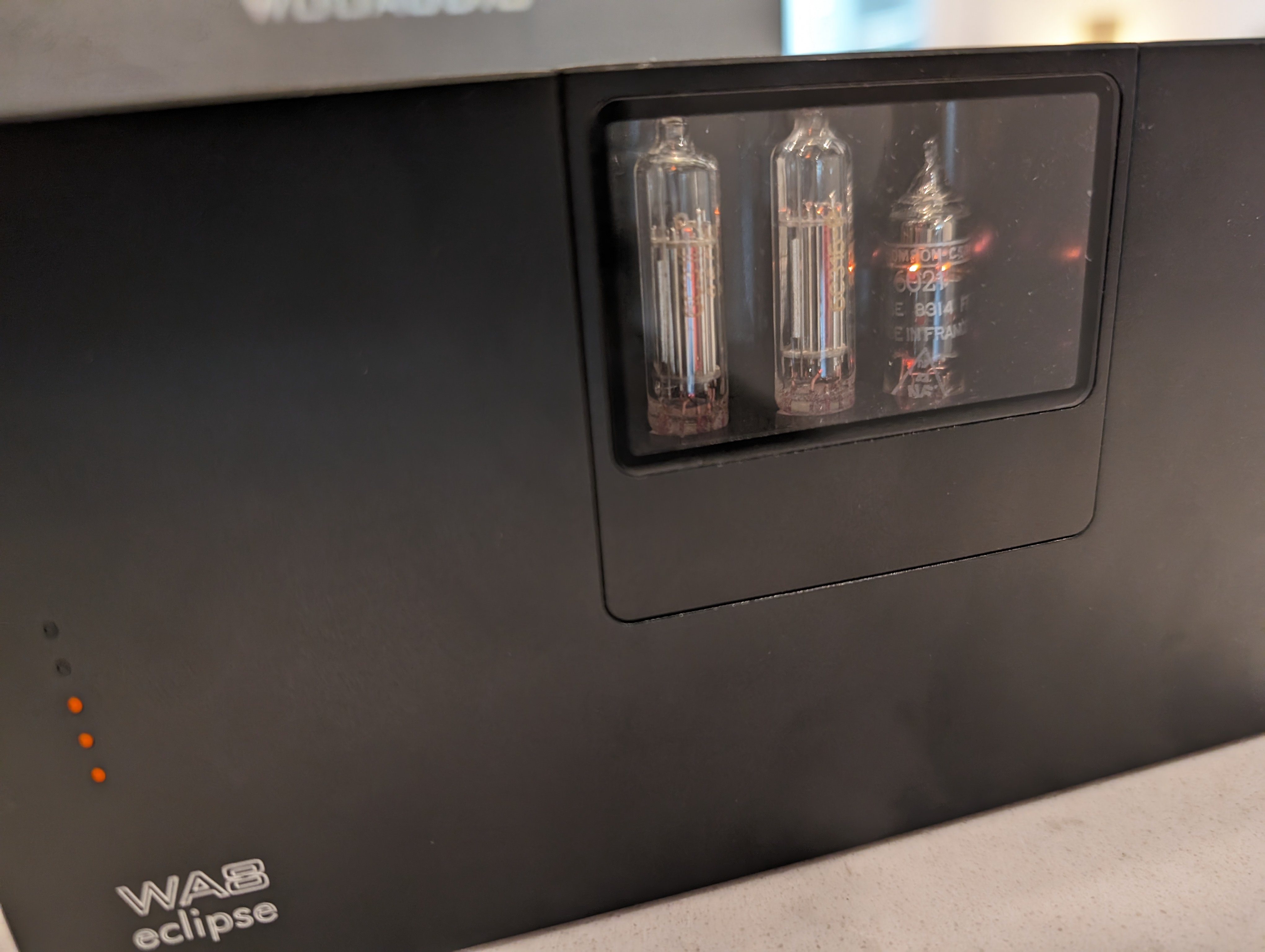 Sold: Woo WA8 Eclipse Portable Vacuum Tube Headphone Amp & DAC ...
