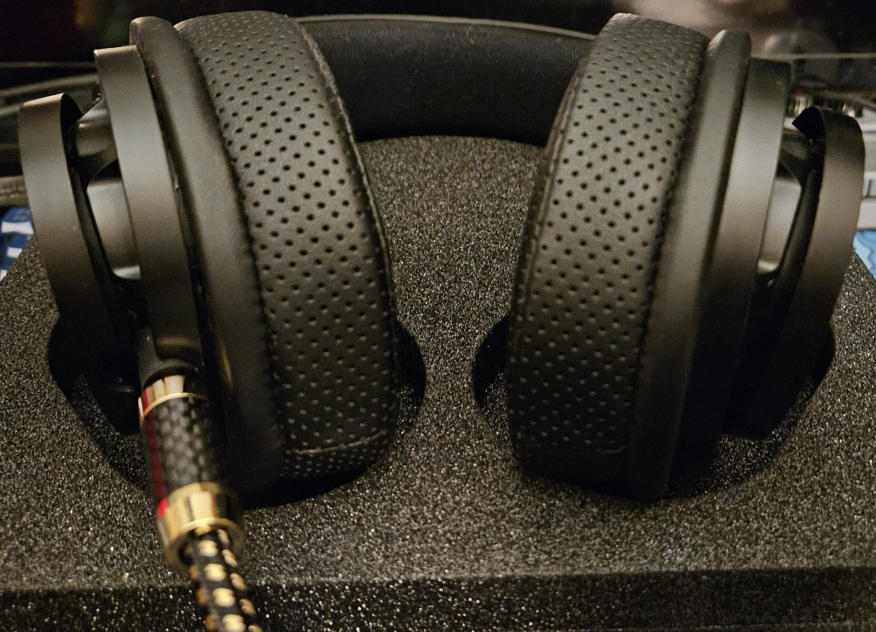 Pics of Headphones... Rules: ONE PIC. NO WORDS! | Headphone Reviews and ...