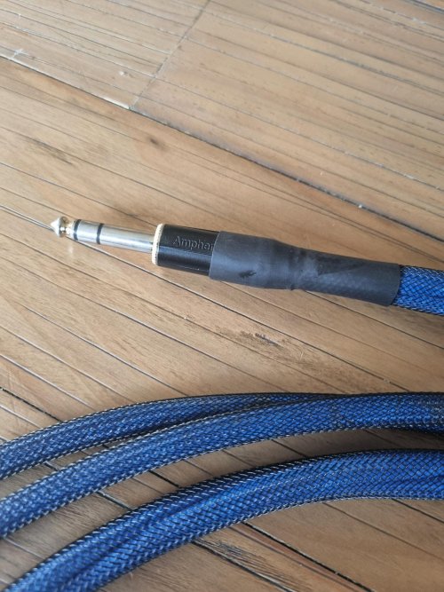 Audio Envy Tonekraft Final D8000 headphone cable | Headphone Reviews ...