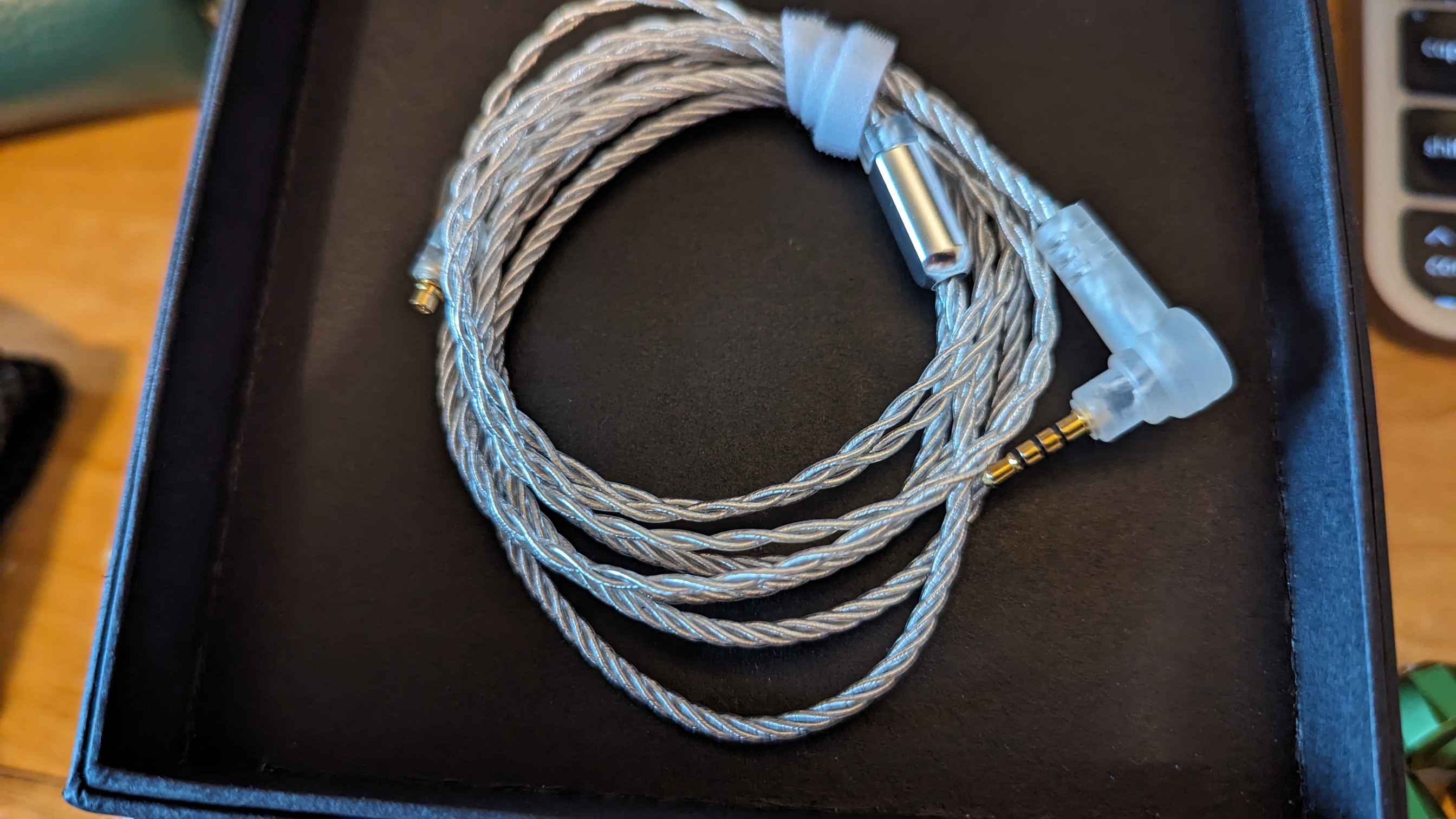 Closed: 2 CAMPFIRE AUDIO Pure Silver Litz Cables | Headphone Reviews ...