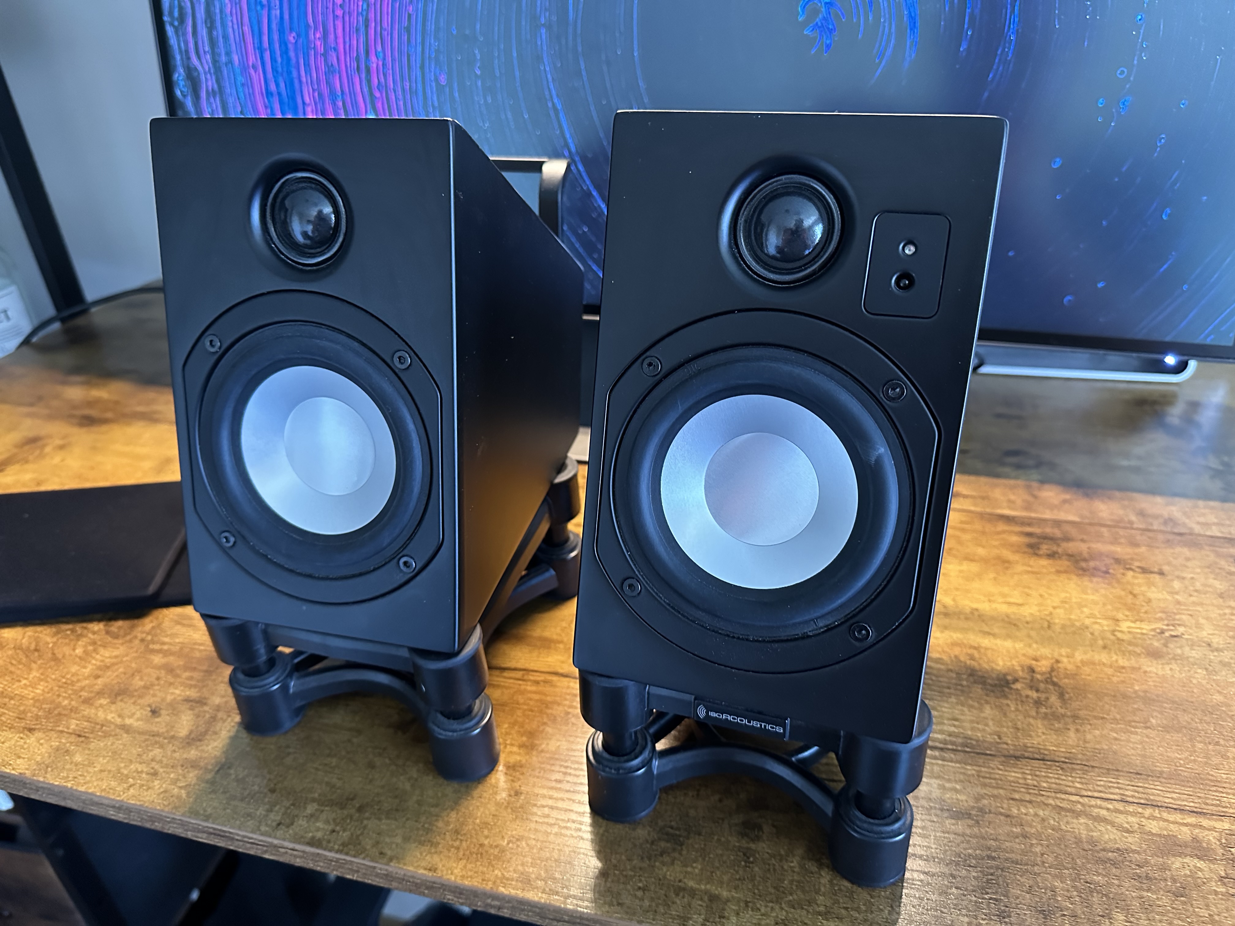 Sold: Vanatoo T0 Speakers with IsoAcoustics stands. | Headphone Reviews ...