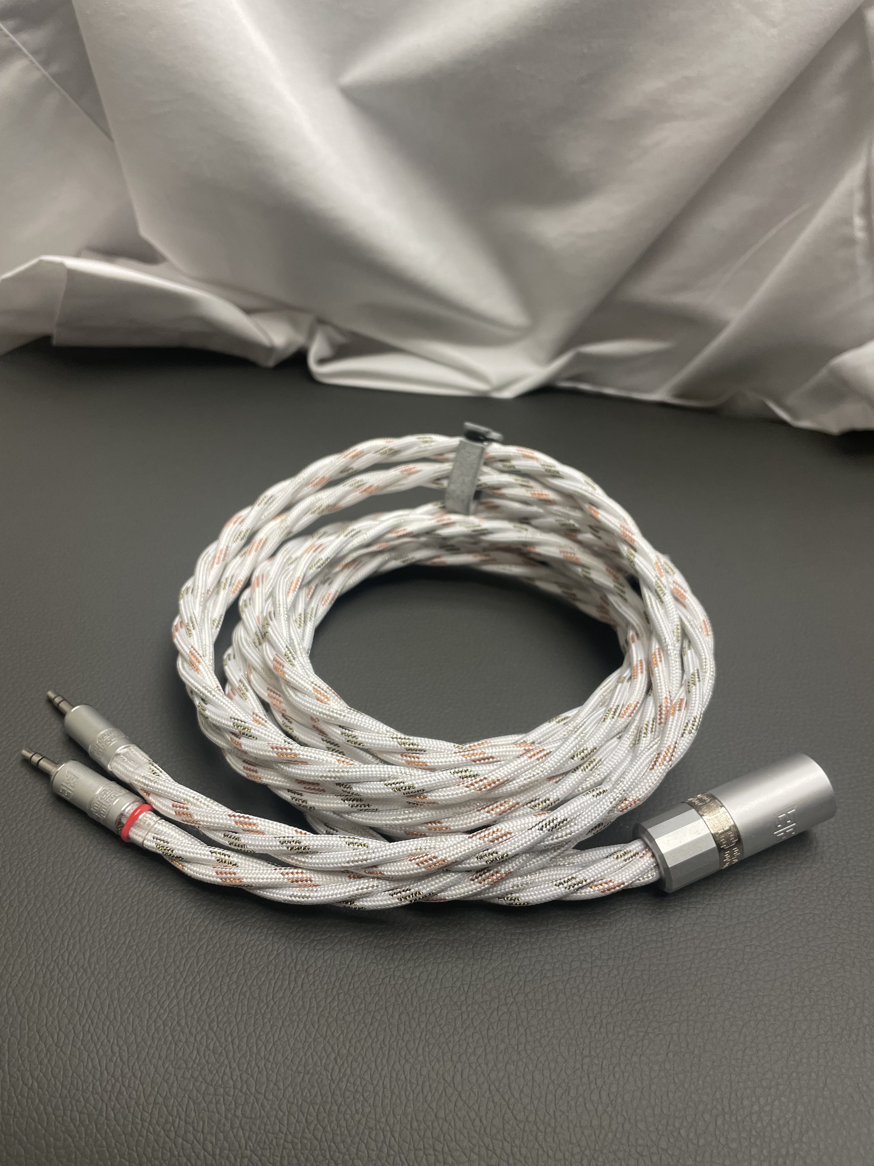 Sold: Double Helix Cables Chimera 6 FT, 3.5 mm to 4pin-XLR | Headphone Reviews and Discussion ...