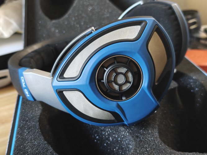 Sold: Sennheiser HD 700 - Colorware Custom | Headphone Reviews and ...