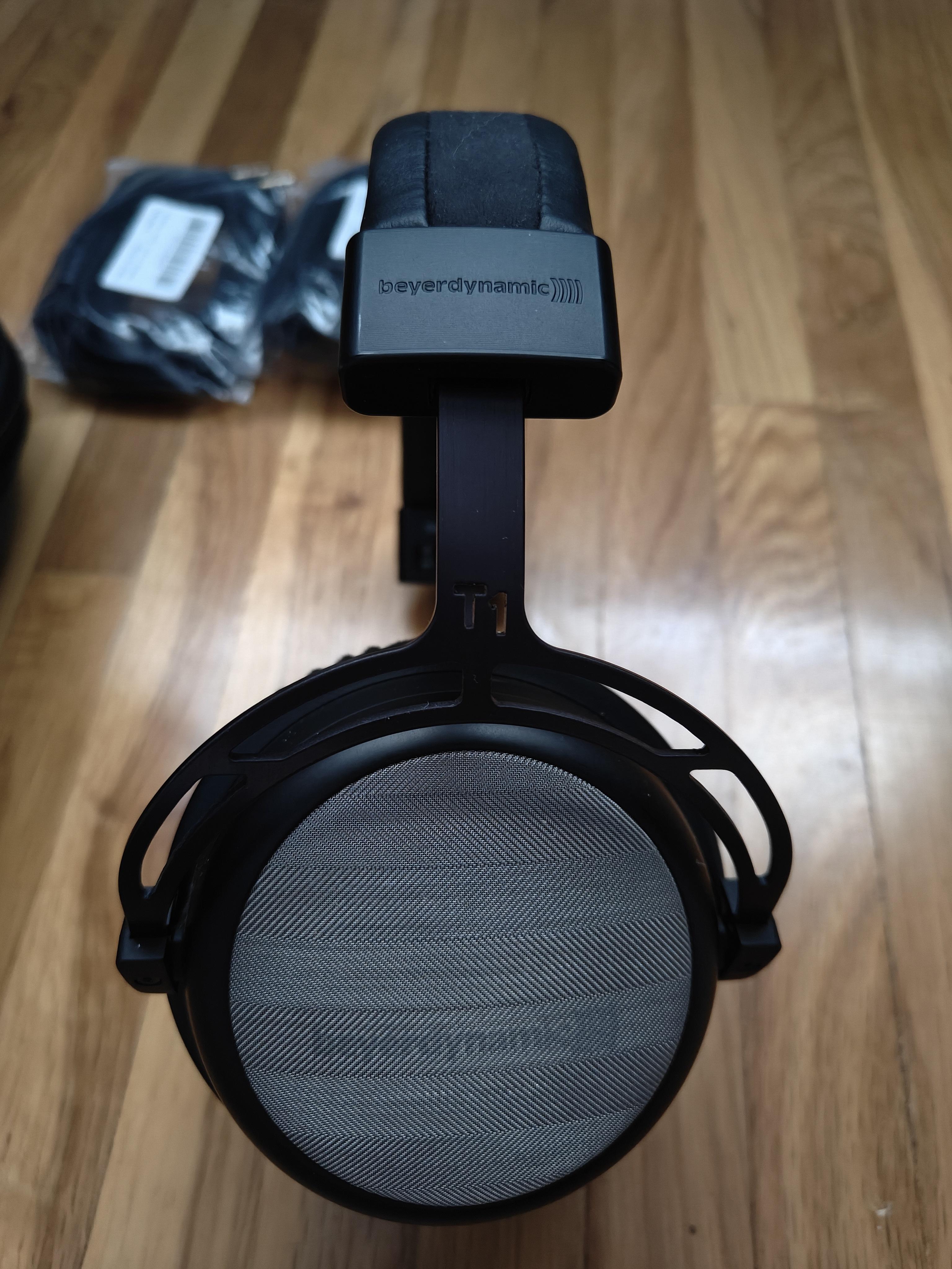 Closed: Beyerdynamic T1 v2 Ninja Edition | Headphone Reviews and ...