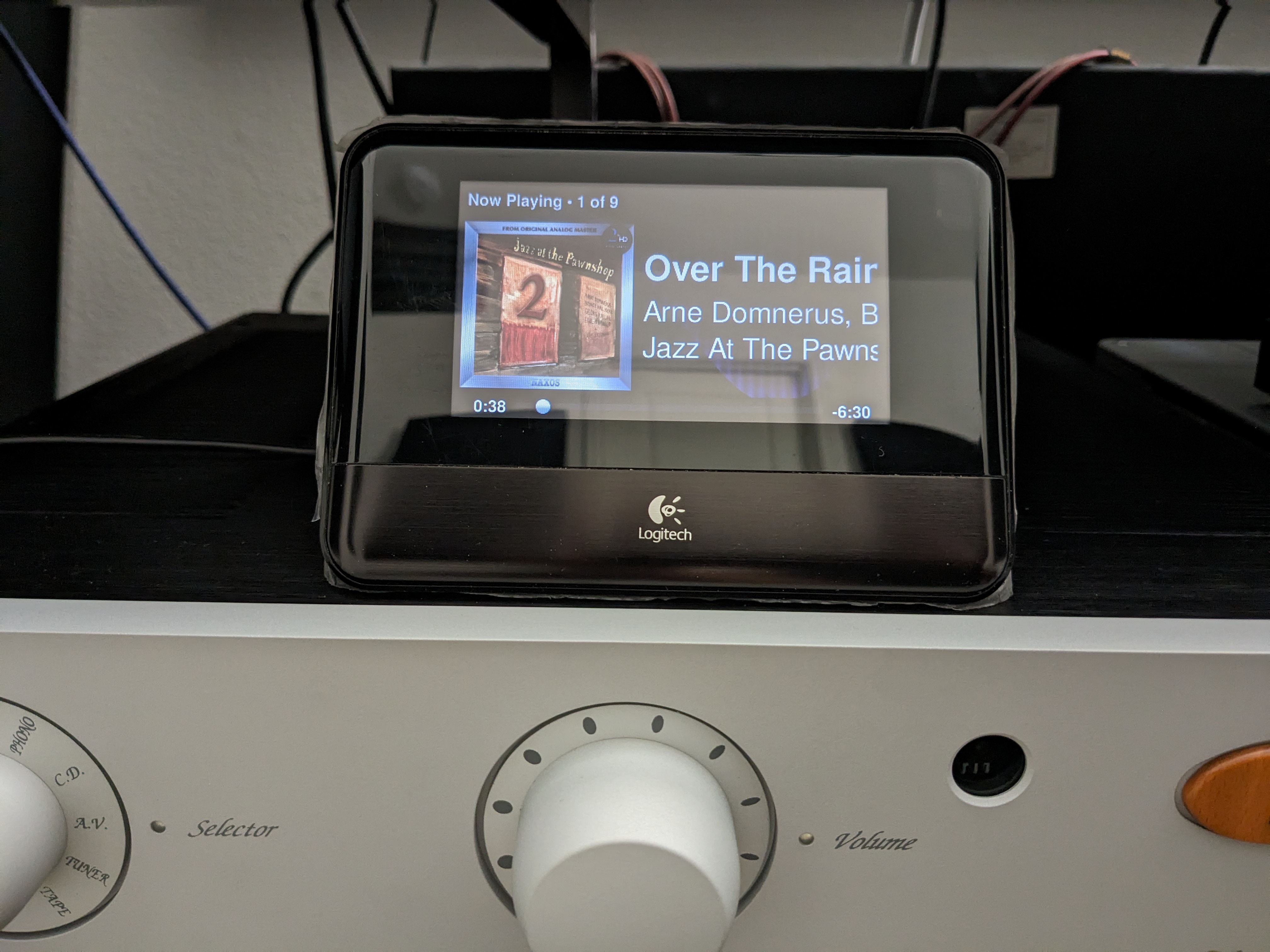 Sold: Logitech Squeezebox Touch Streamer Wi-Fi Music Player | Headphone ...