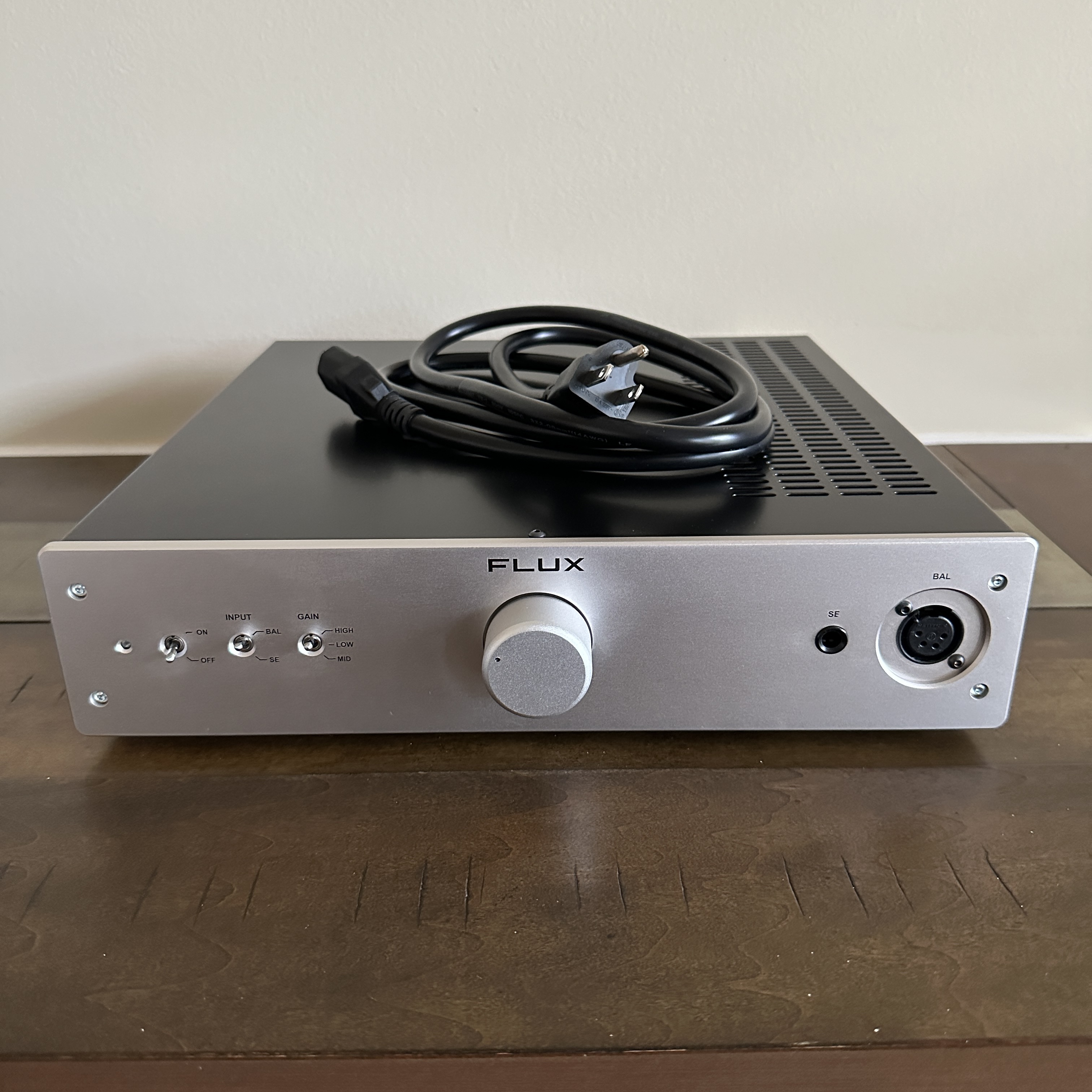 Closed: Flux Labs FA-12 Class A Balanced Amplifier (working, as-is ...