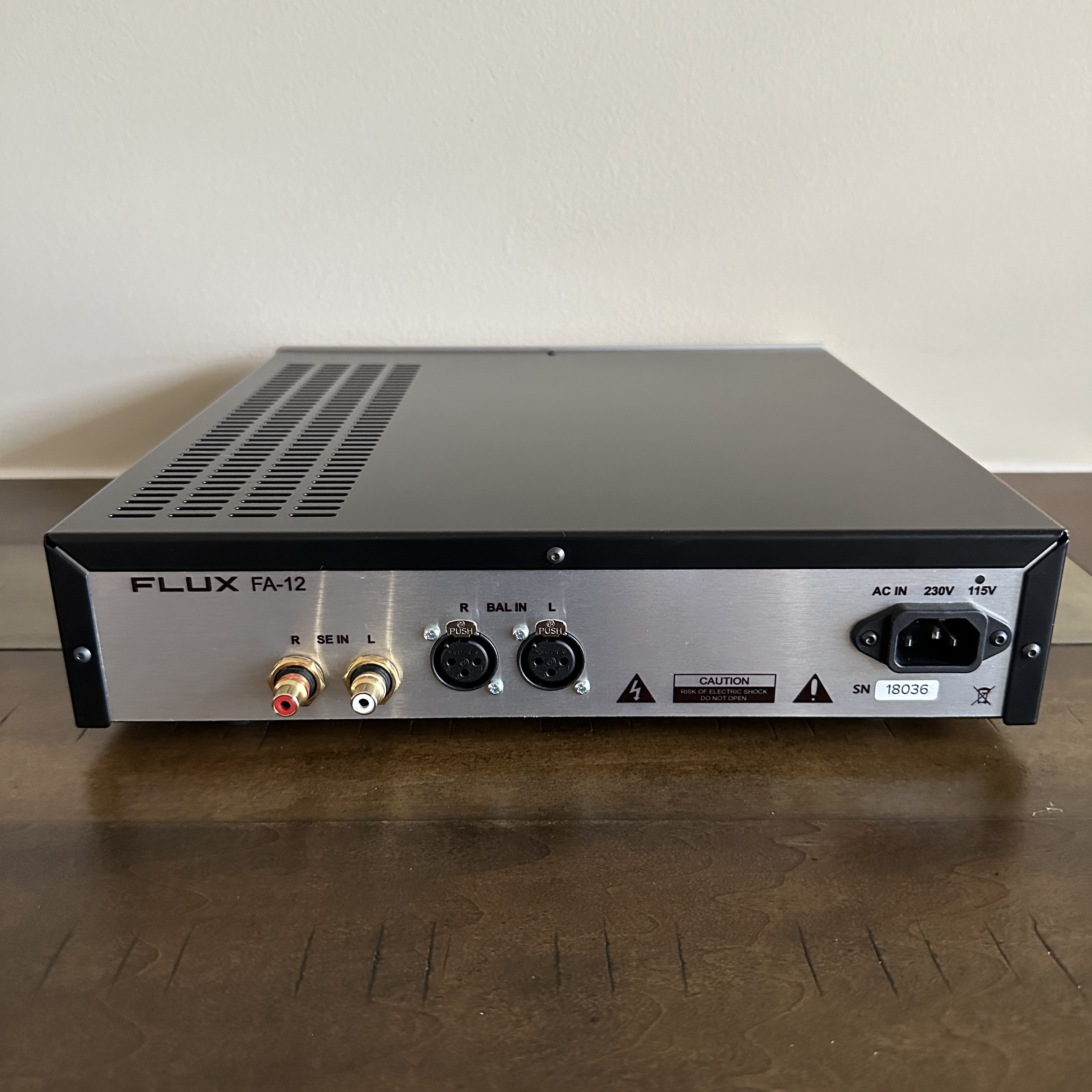 Closed: Flux Labs FA-12 Class A Balanced Amplifier (working, as-is ...