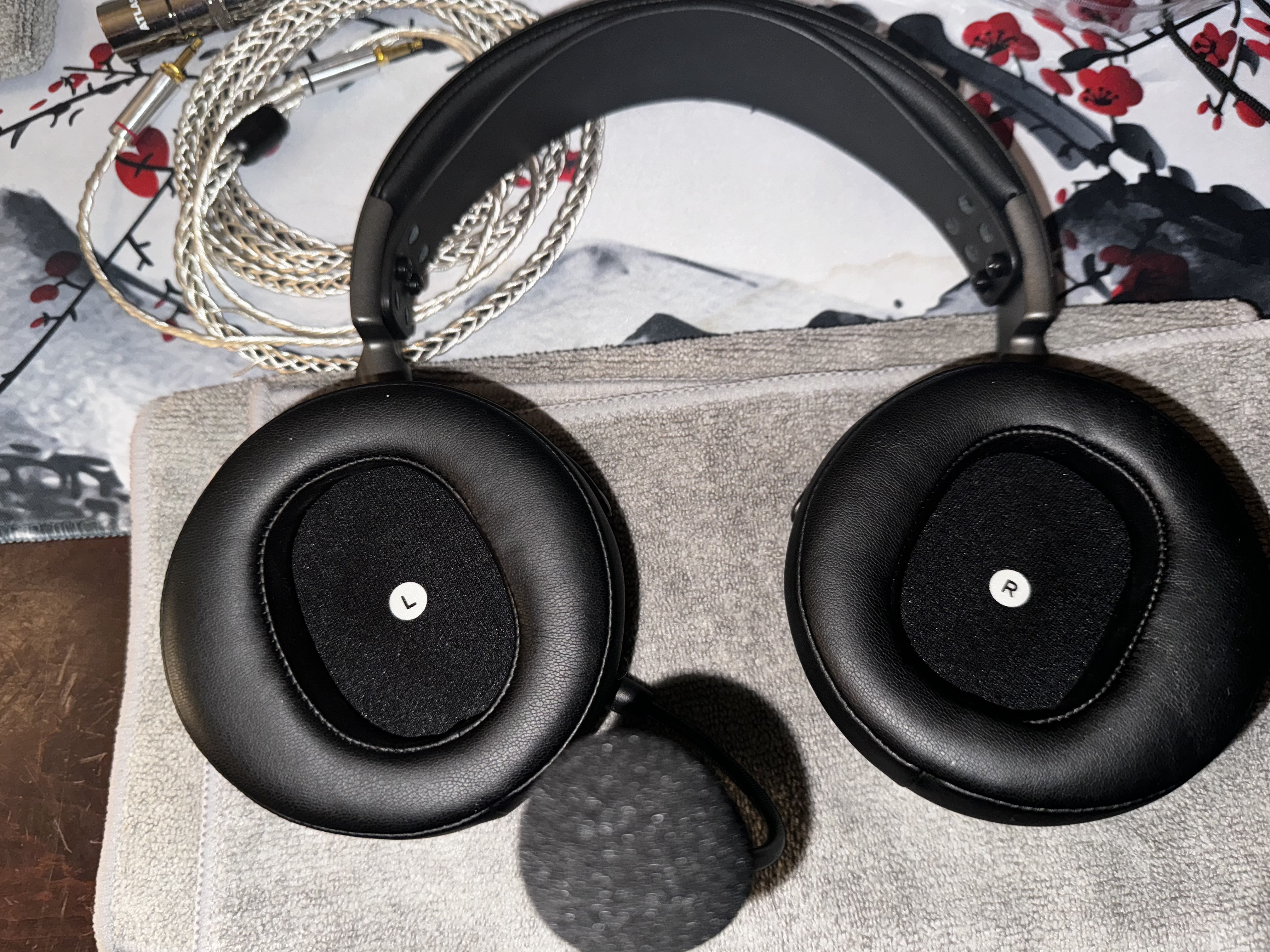 Audeze Maxwell (Xbox/PC Version) | Headphone Reviews and Discussion ...