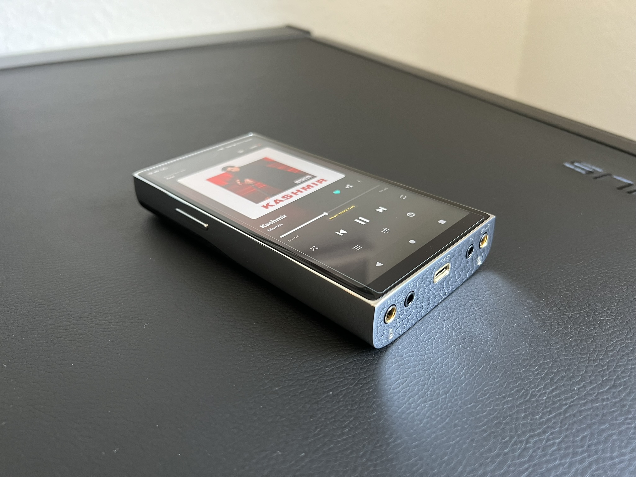 Sold: Hiby R8 II 1 month old / looking for L&P P6 Pro, Cayin N30le ...