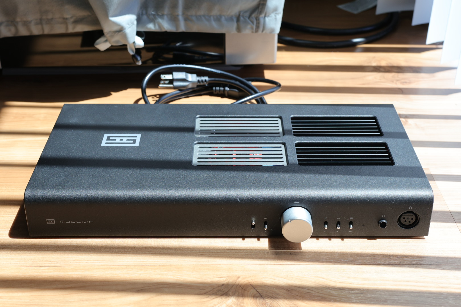 Sold: Schiit Mjolnir 3 Black | Headphone Reviews and Discussion - Head ...