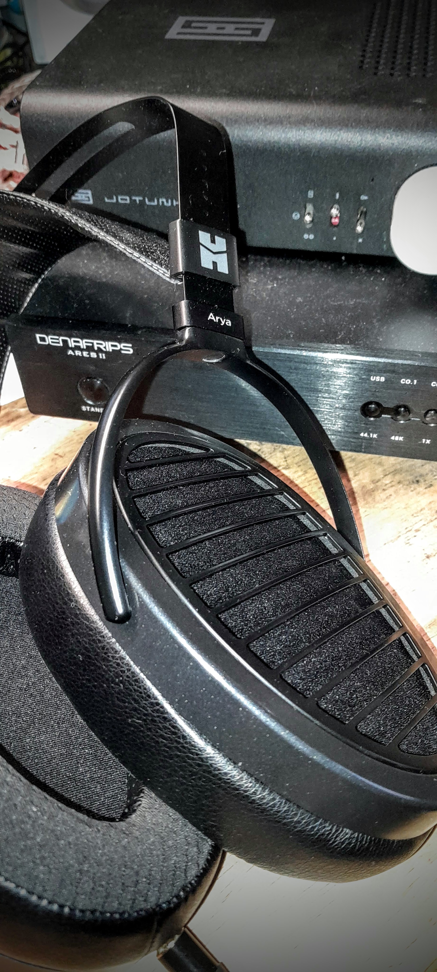 THE WATERCOOLER HEADPHONE EDITION – Headphones, Amps, DACs, and desktop ...