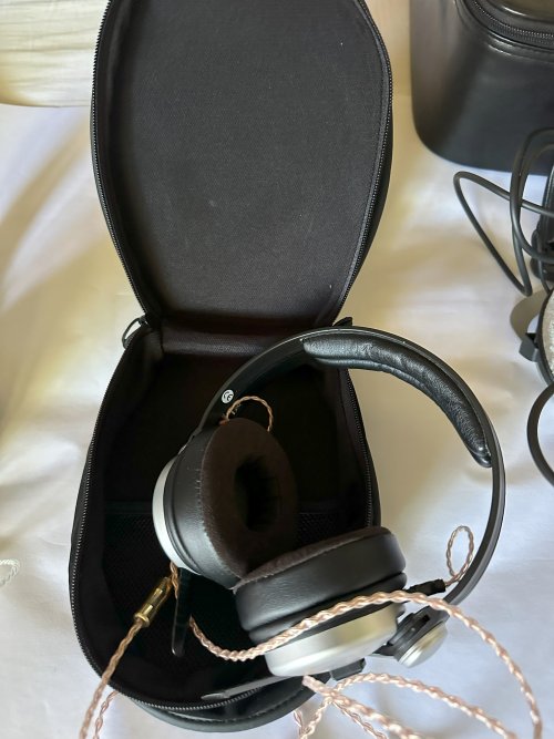 Sold: SOLD - Bargain Basement 7 Used Headphones - Beyerdynamic 880 (x2 ...