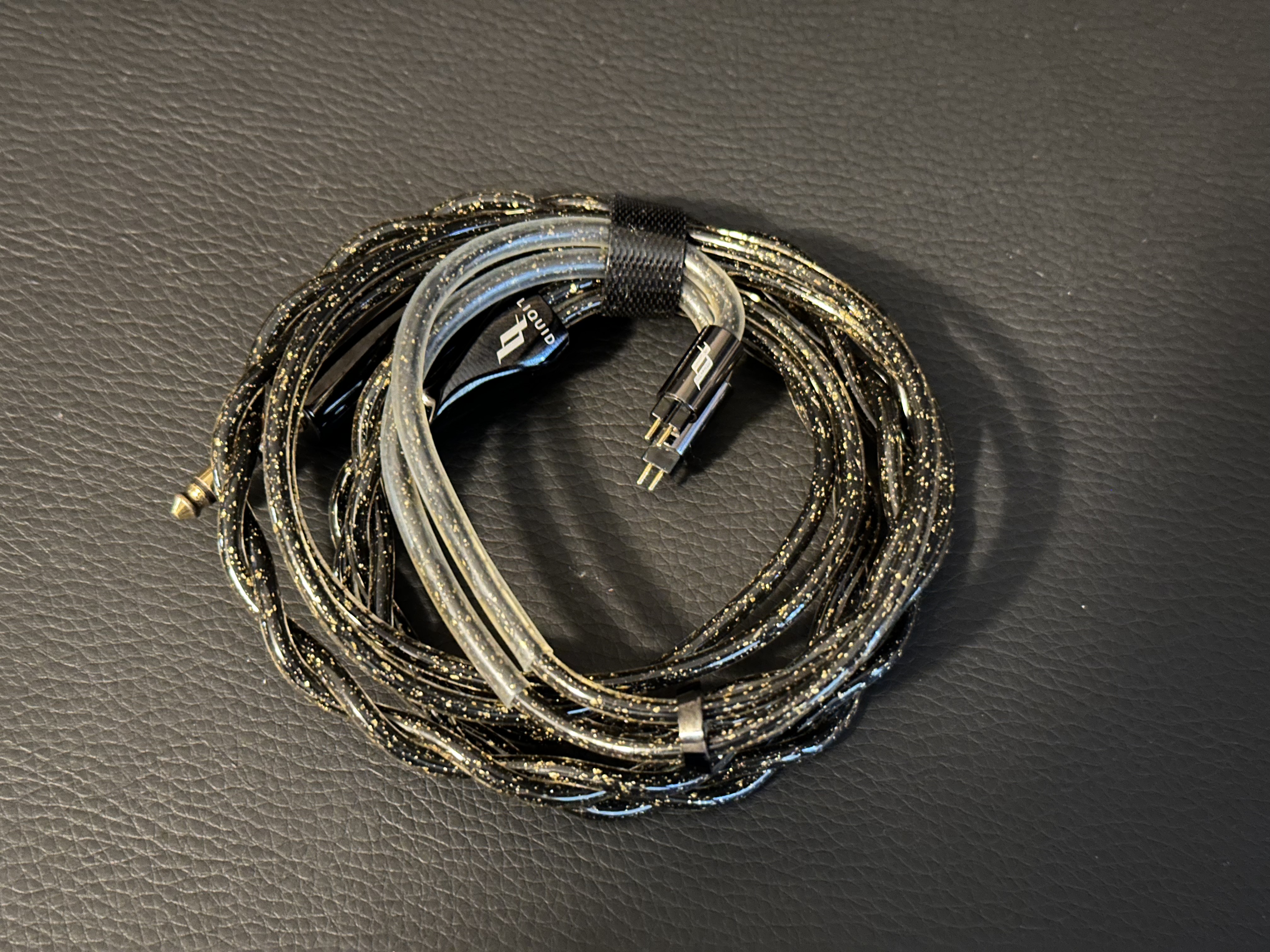 Sold: Liquid Links Venom Cable 2 pin to 4.4mm Balanced Cable ...