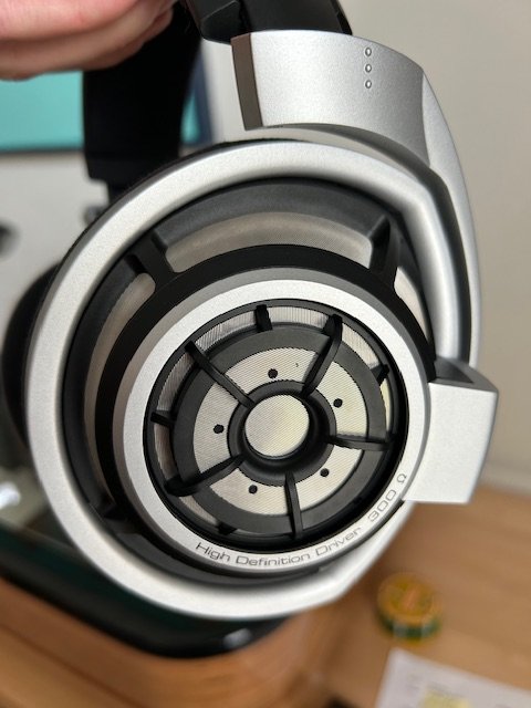 Sold: Sennheiser HD800 with Stefan AudioArt Ultra-Modification ...