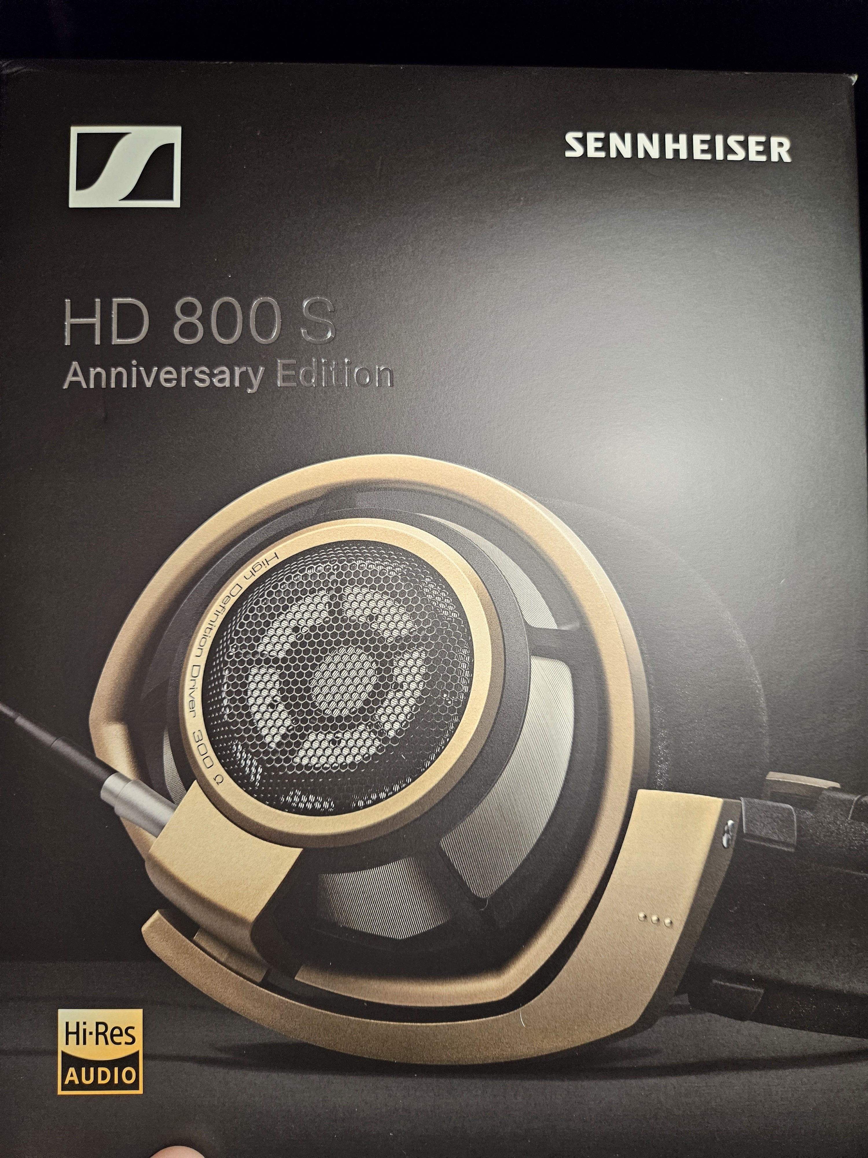 Closed: Sennheiser HD800S 75th Anniversary Edition | Headphone Reviews ...