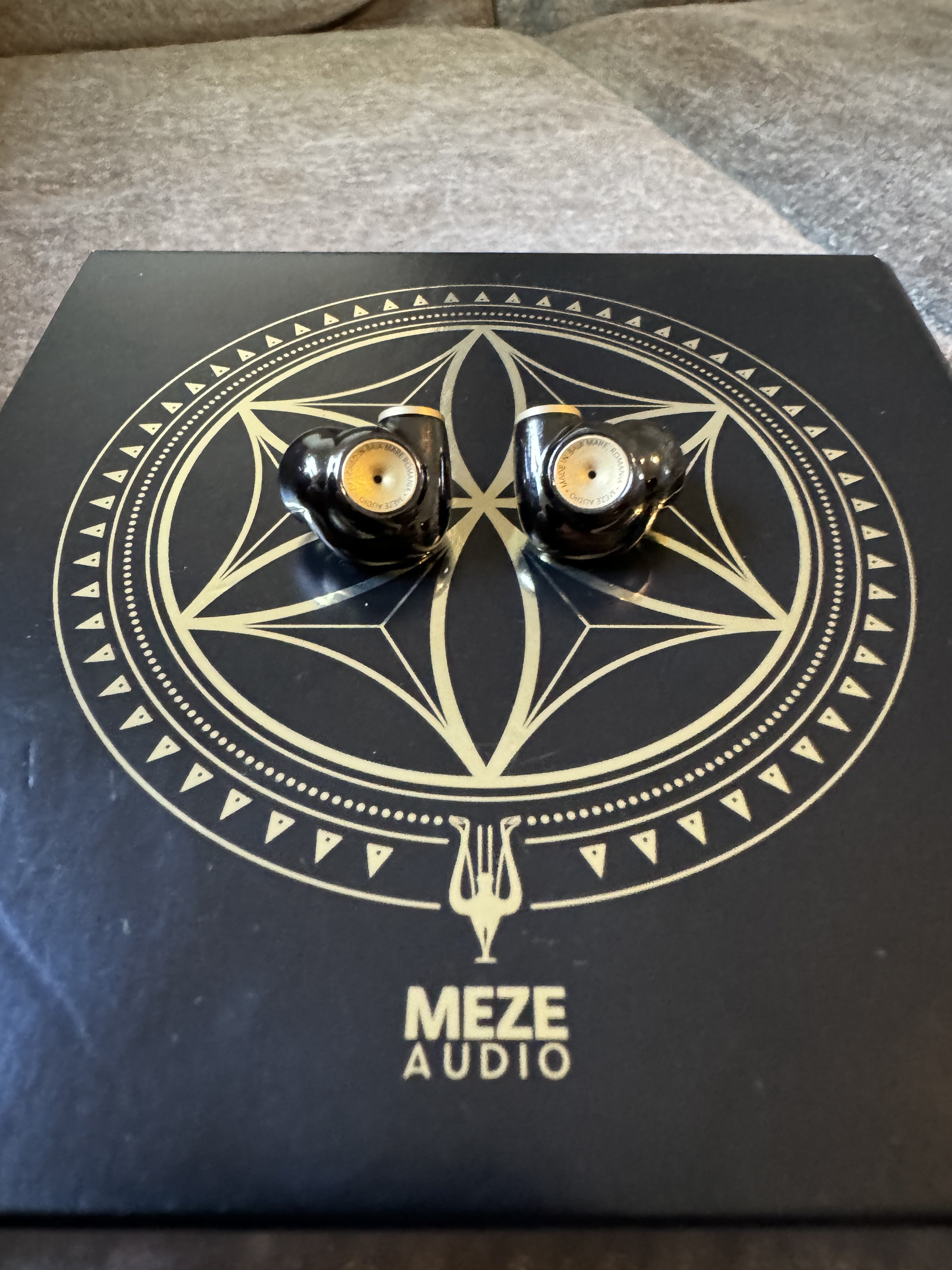 Closed: Meze Advar w/ 3.5 and 4.4 Cables | Headphone Reviews and ...
