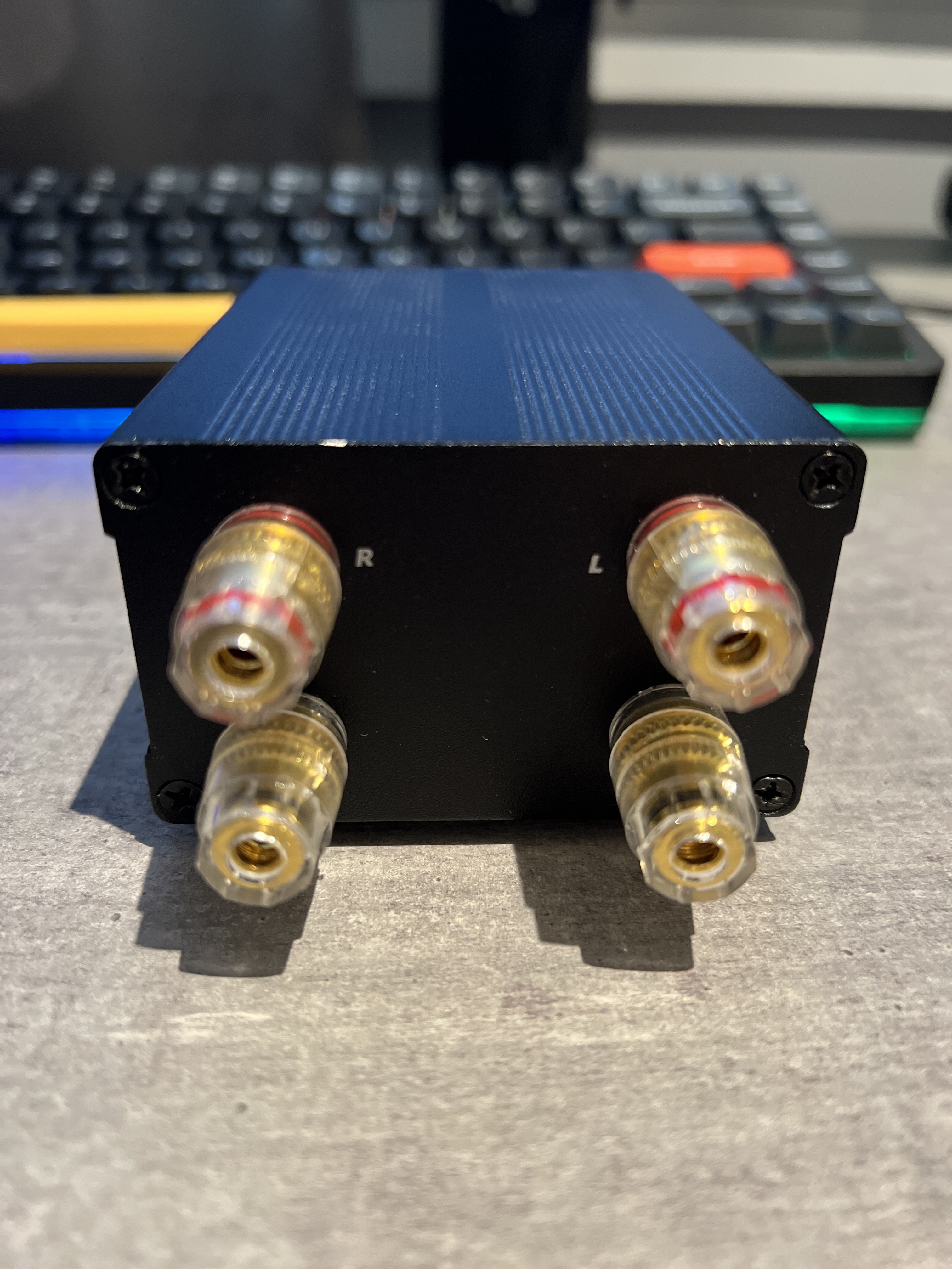Sold: Hifiman HE adapter | Headphone Reviews and Discussion - Head-Fi.org