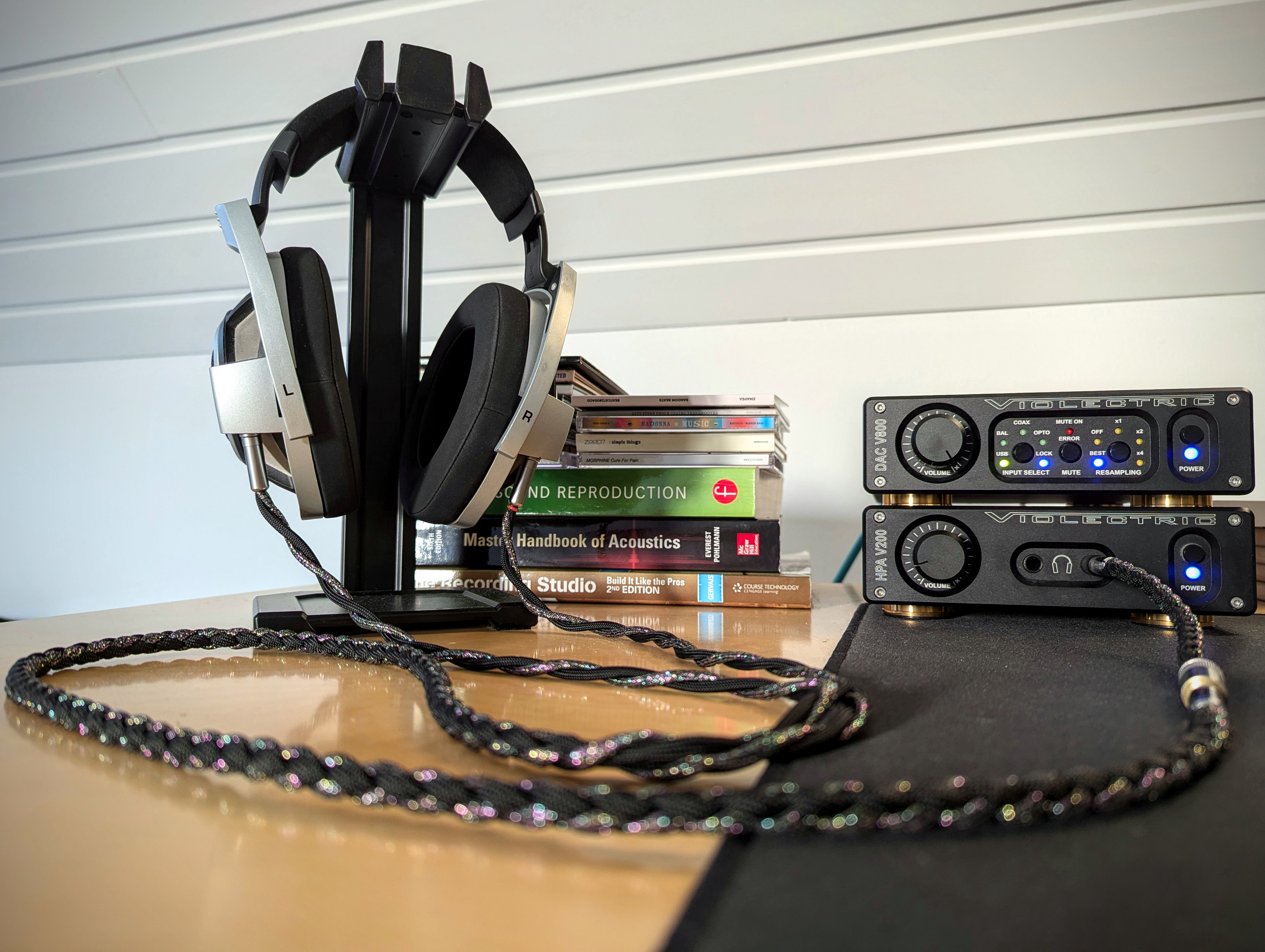 Show us your Head-Fi station at it's current state. No old pictures ...