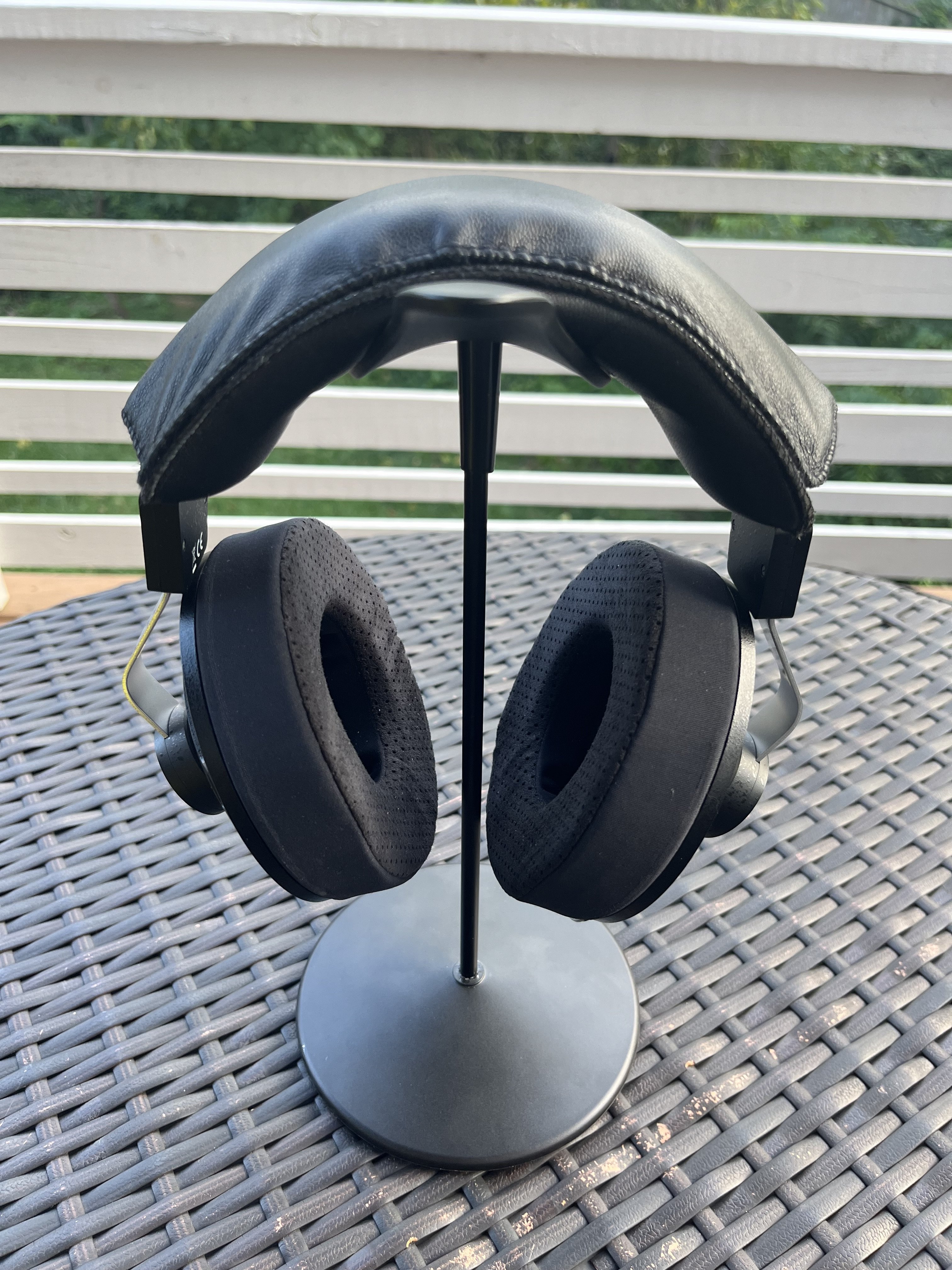 Sold: Final D8000 Pro with Version II Case & Accessories | Headphone ...