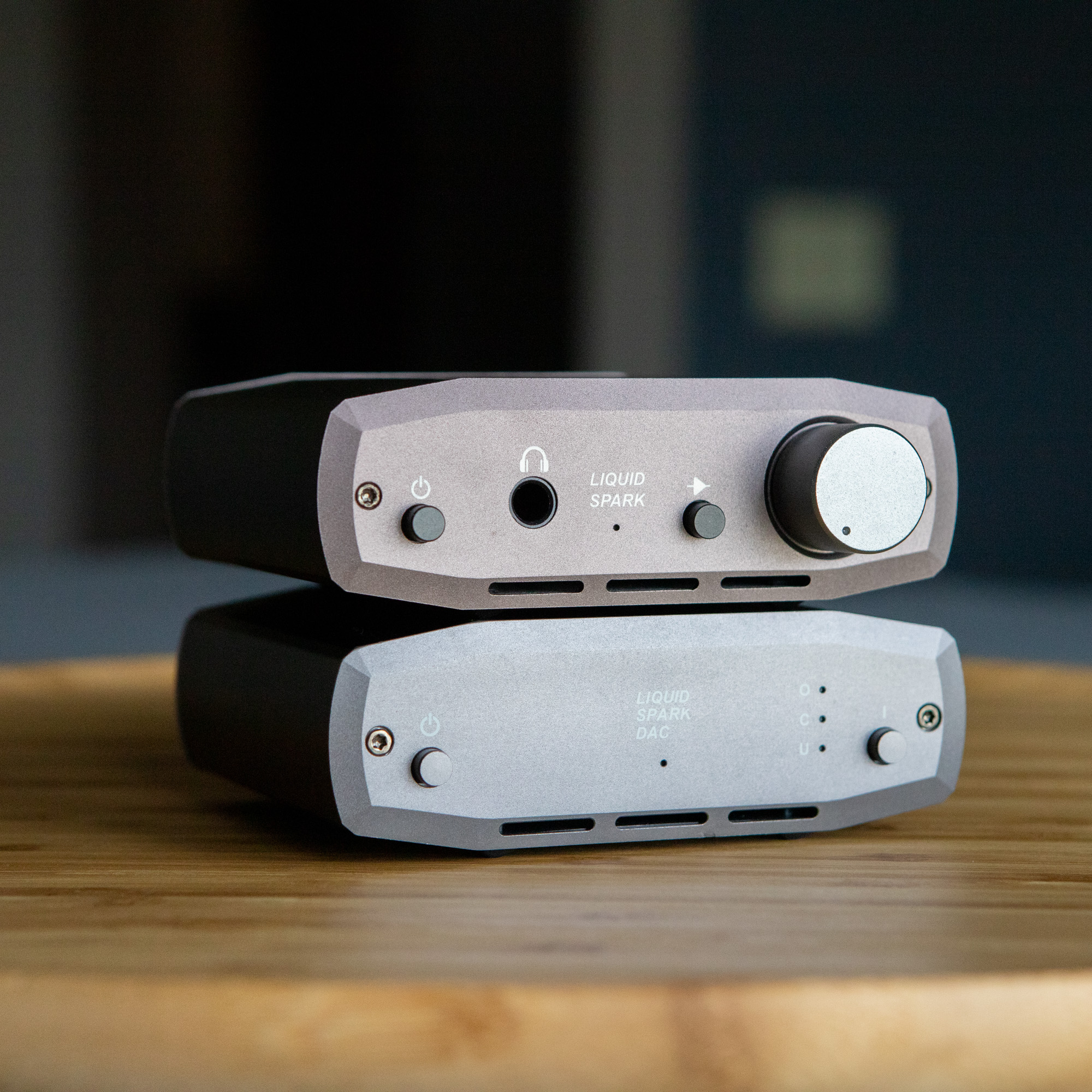 Closed: Monoprice Monolith Liquid Spark DAC & Amp stack + interconnects ...