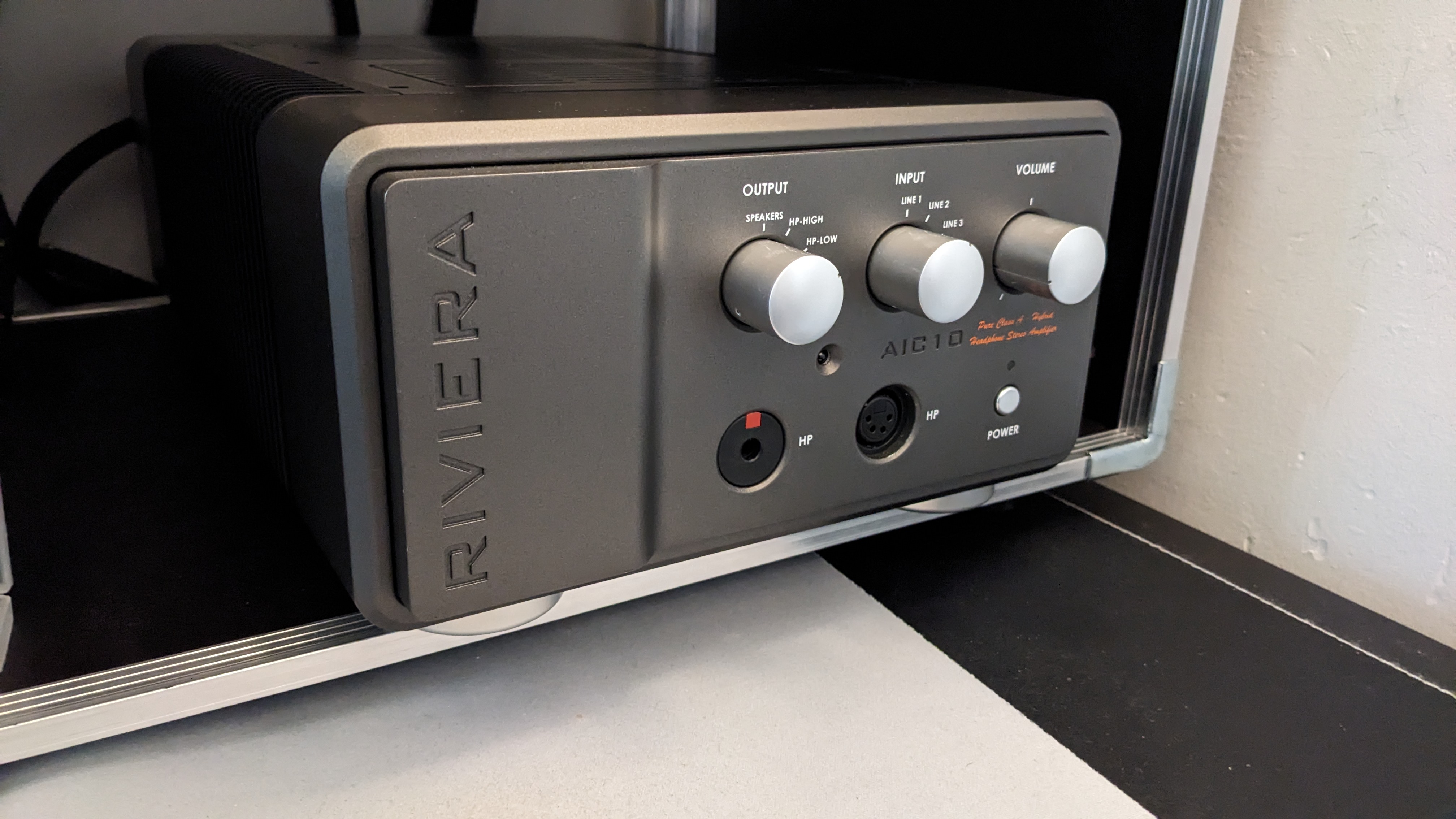 Sold: Riviera AIC-10 Balanced amplifier, Dark Grey, 230v - excellent ...