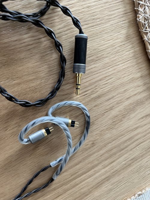 Closed: Price drop: Effect audio Chiron 4w ConX and TermX | Headphone ...