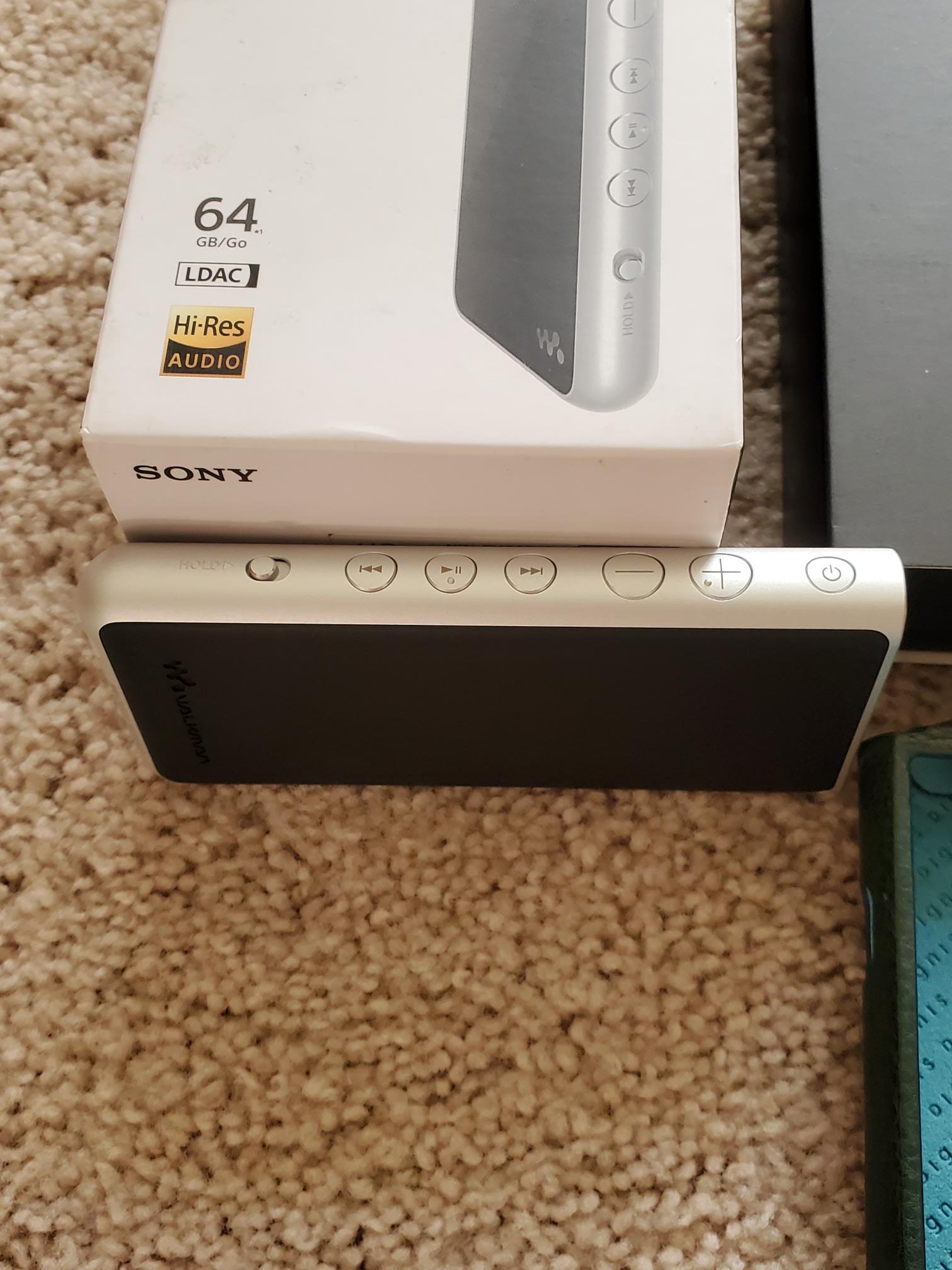 Sold: Sony Walkman NW-ZX507 + Leather Dignis case | Headphone Reviews ...