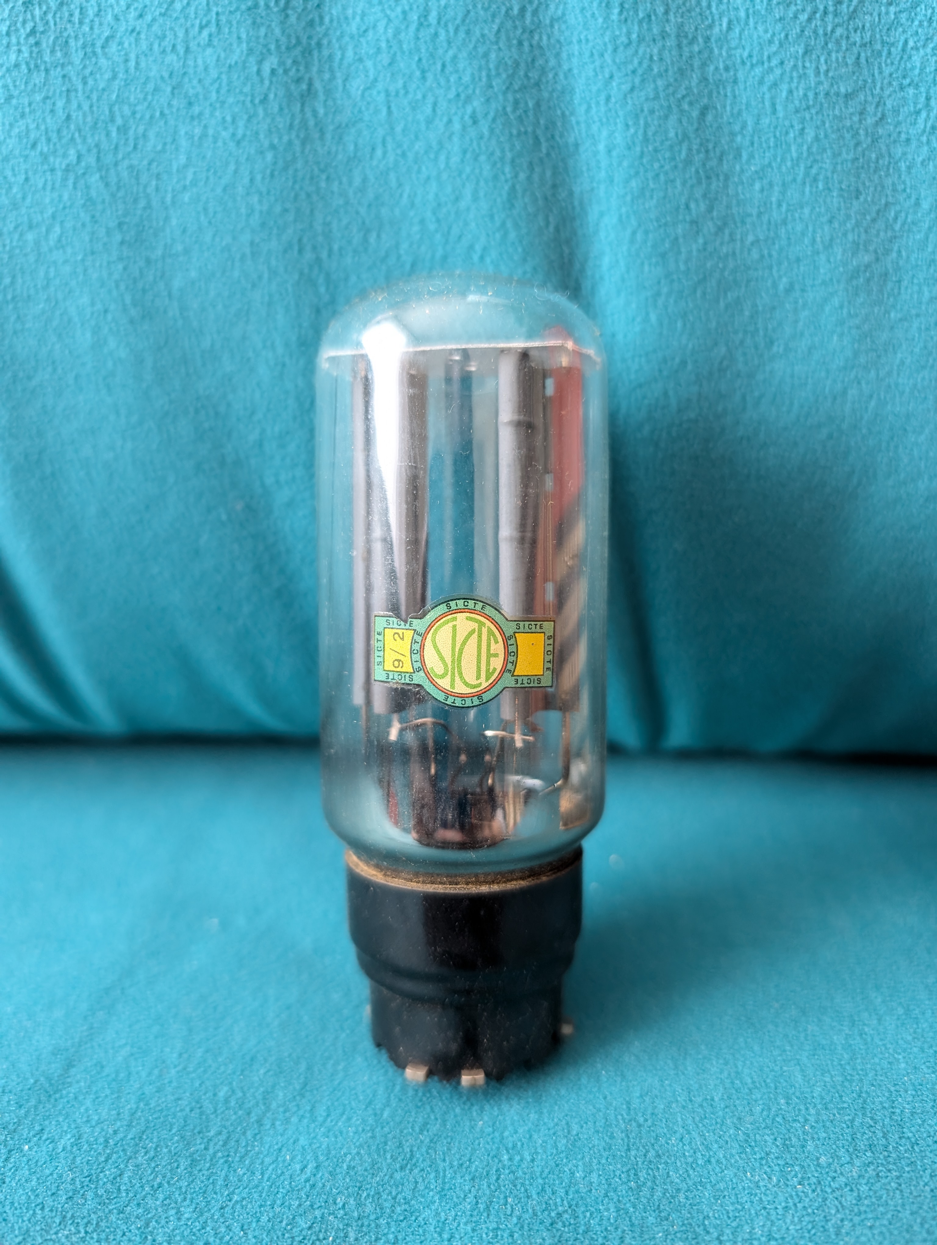 Closed: 7 x AZ4 Philips and Sicte tubes | Headphone Reviews and ...
