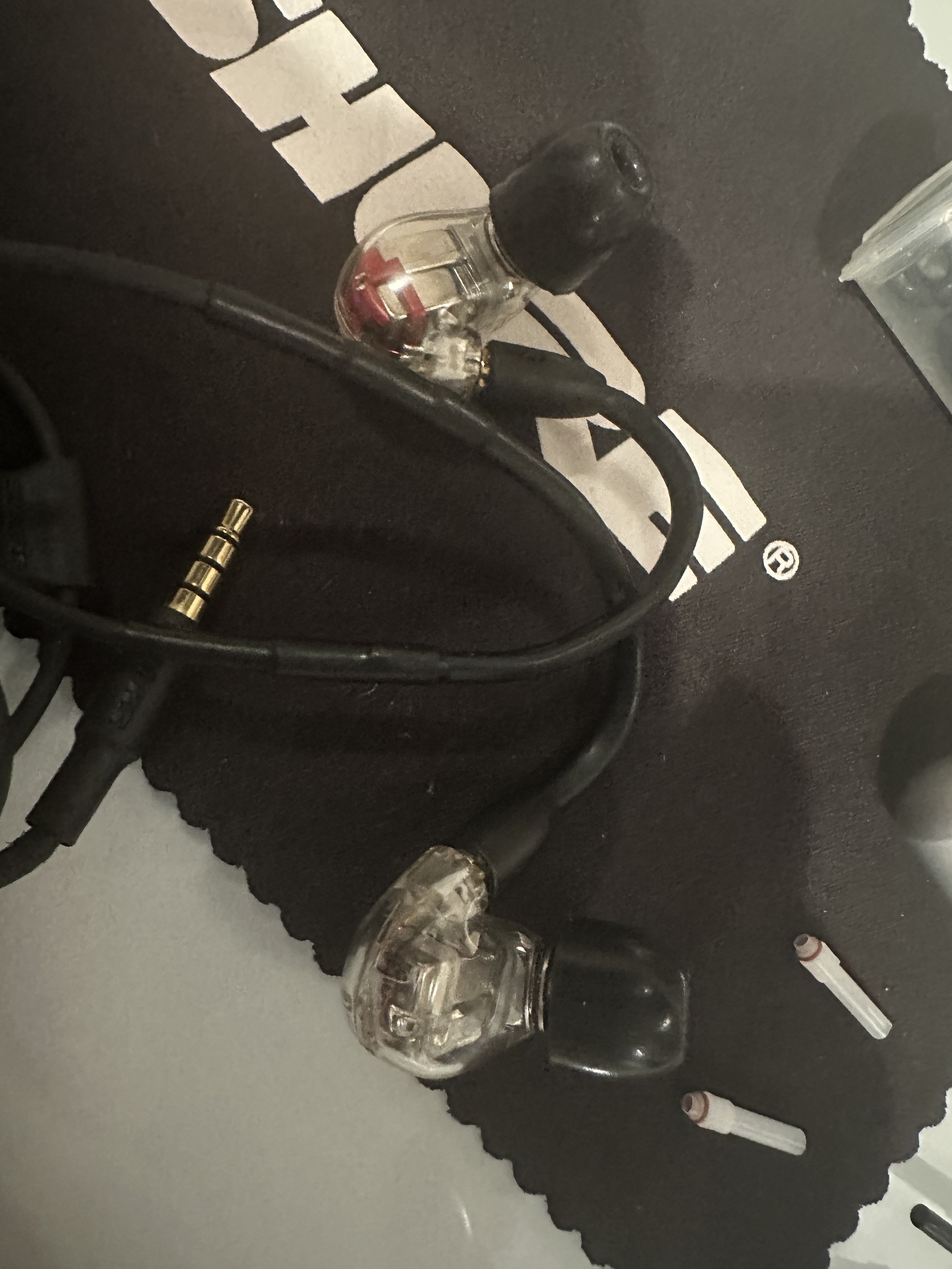 Closed: Shure SE846 gen 1 with red filter exactly like Gen 2 ...