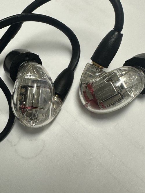 Closed: Shure SE846 gen 1 with red filter exactly like Gen 2 ...