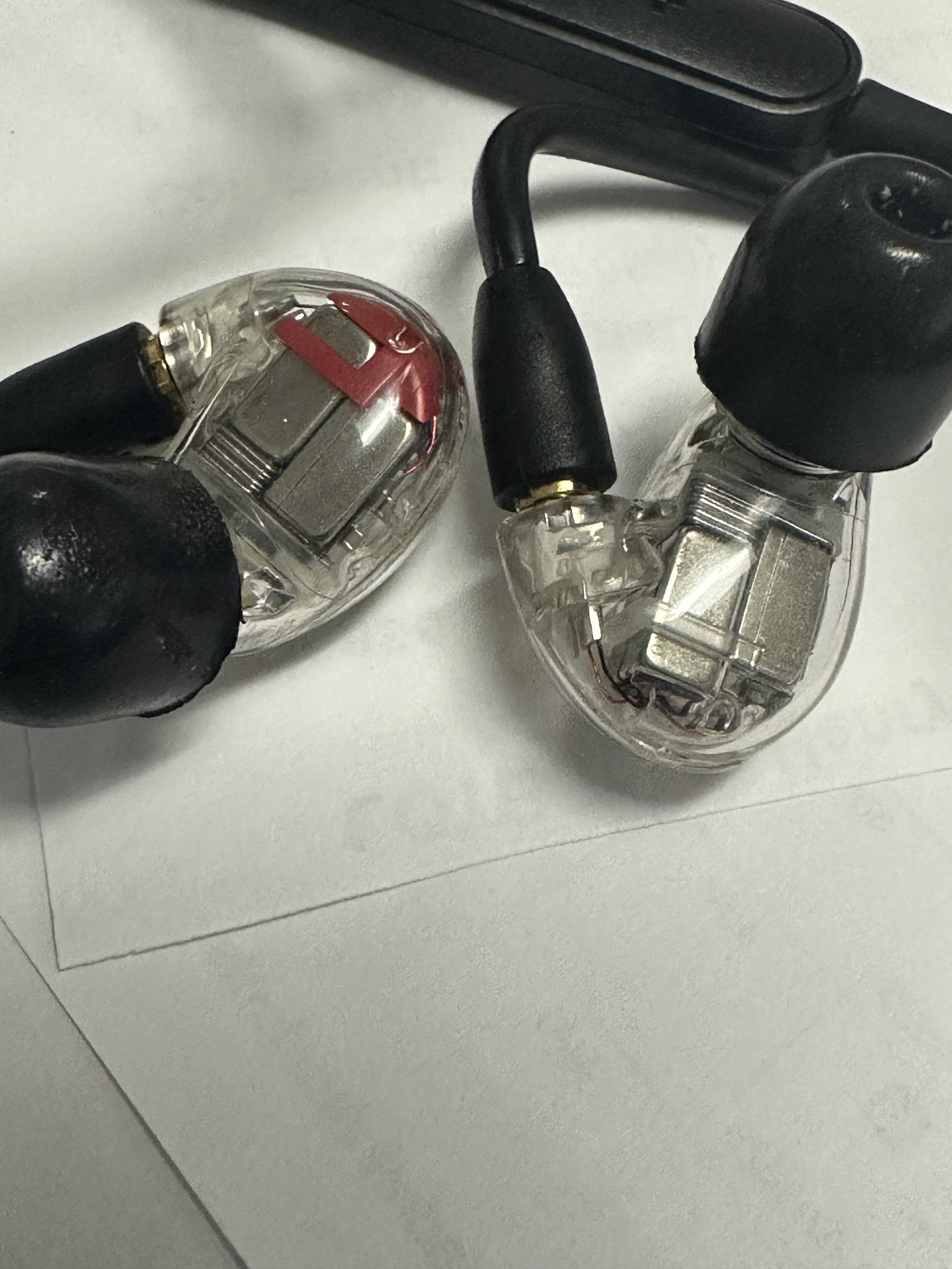 Closed: Shure SE846 gen 1 with red filter exactly like Gen 2 ...